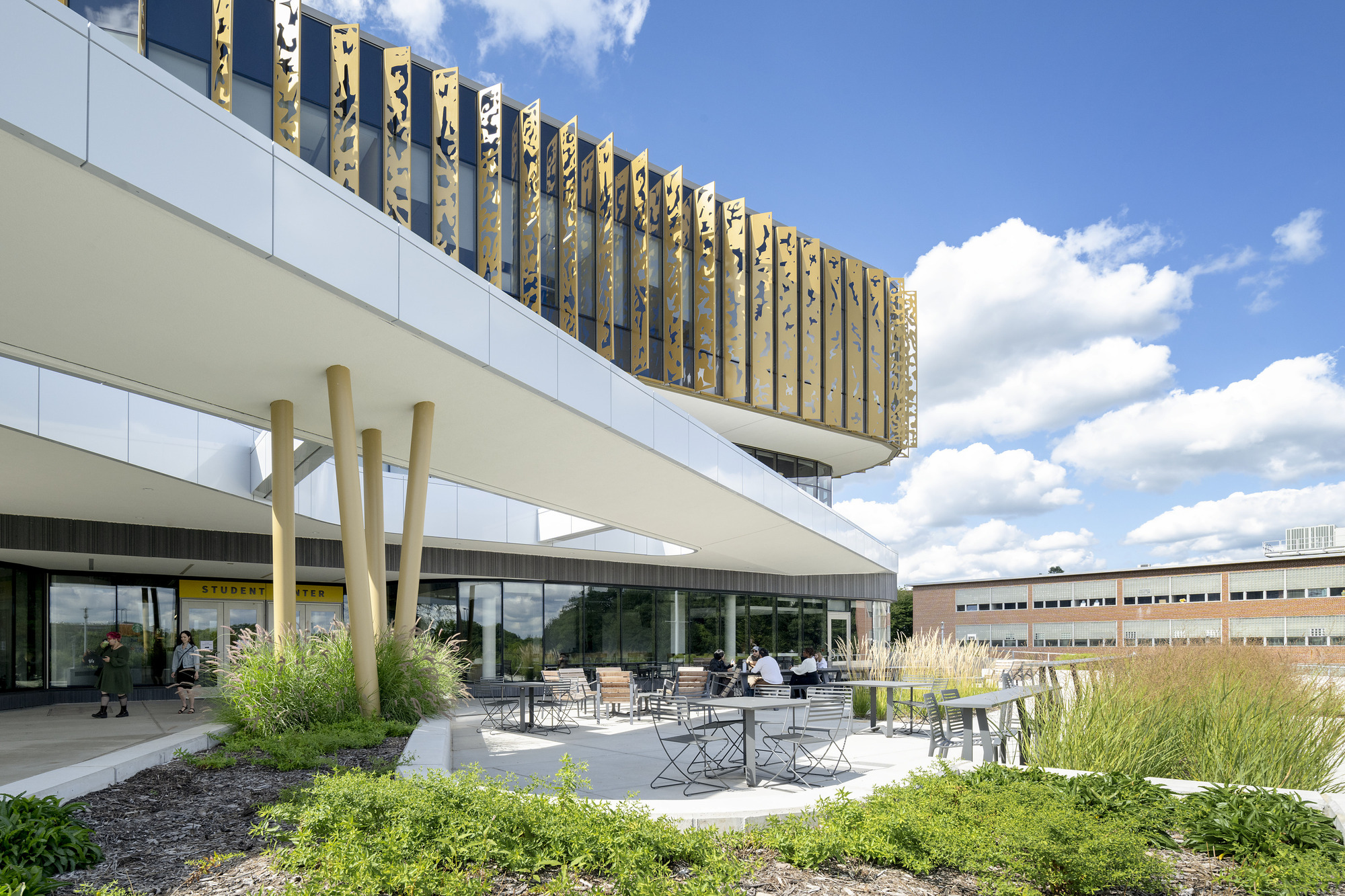 Gallery of Western Michigan University Student Center / CannonDesign - 11