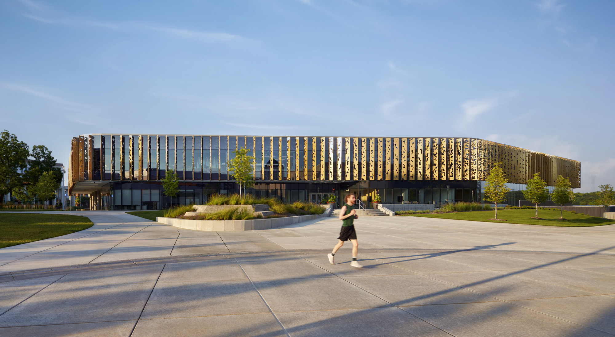Gallery of Western Michigan University Student Center / CannonDesign - 18