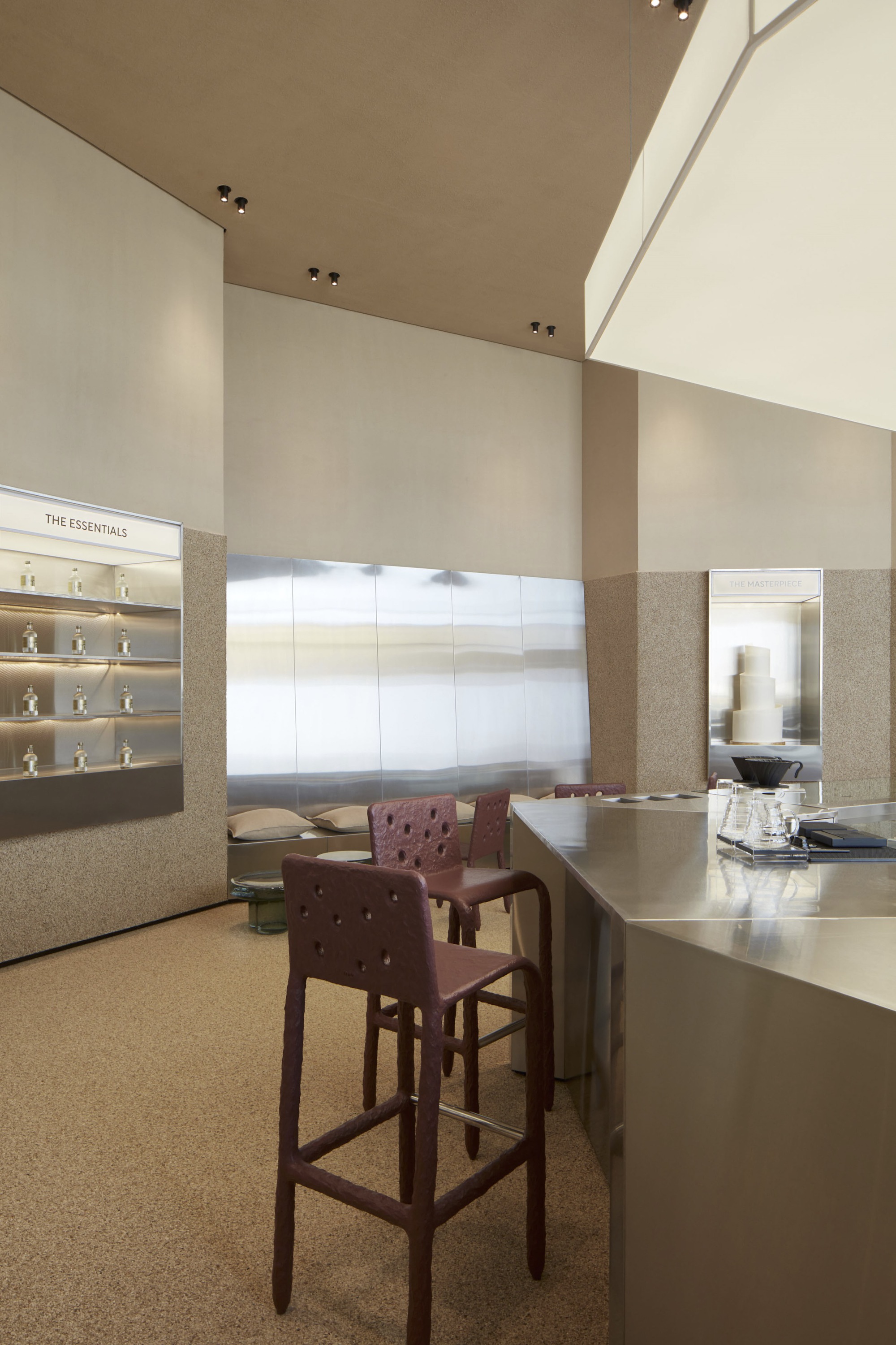 Gallery of Cakeology Cafe and Bakery / Tee Vee Eff - 3