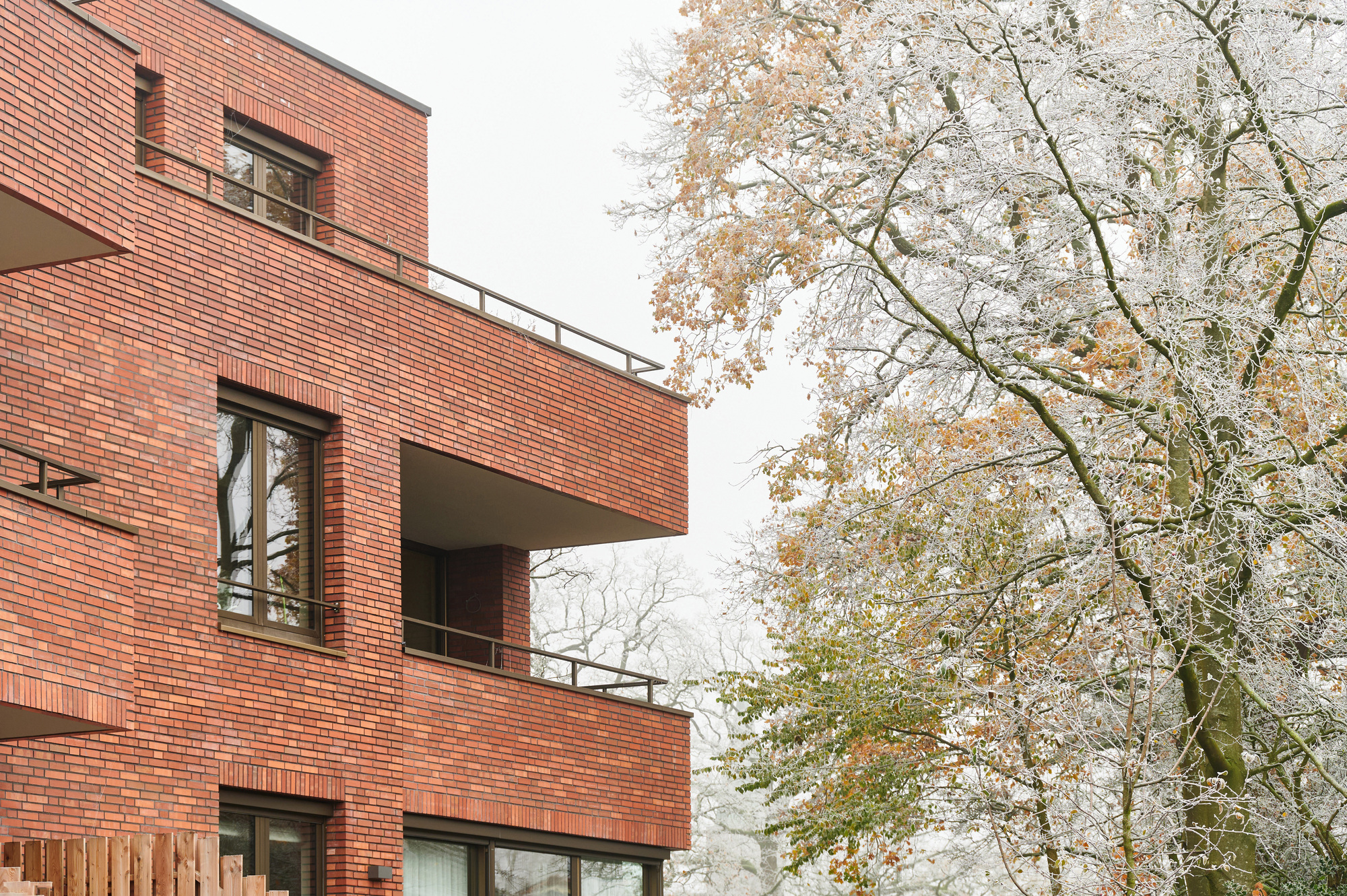 Gallery of Living on the Graveyard / Marc Prosman Architecten - 5
