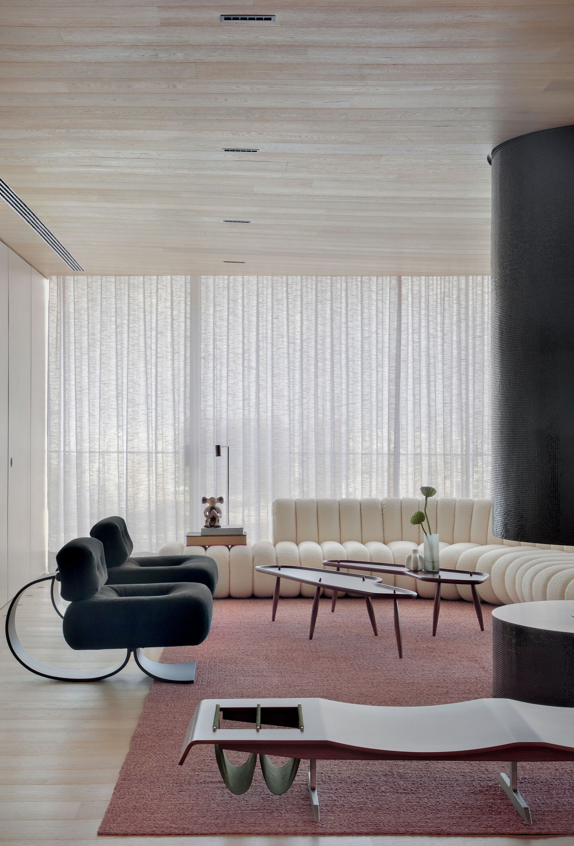 Gallery of Heritage Apartment / Studio Guilherme Torres - 6