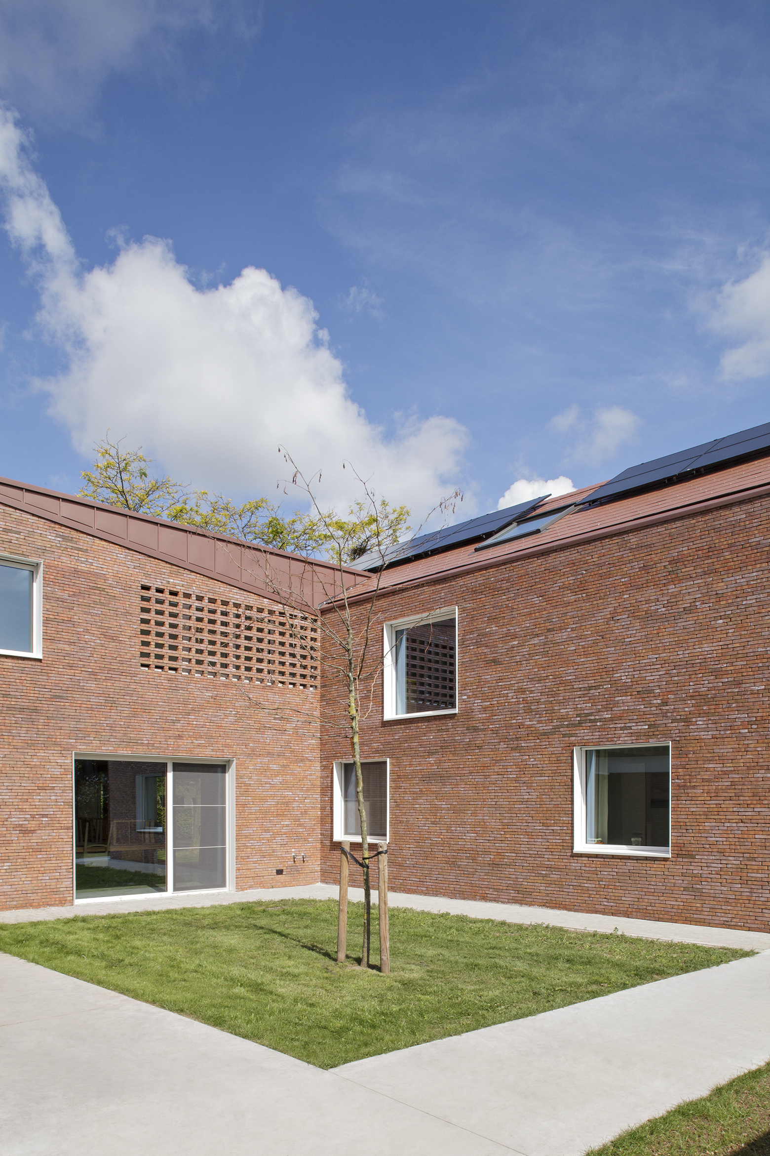 Gallery of De Sibbe Shelter House for Children / Atelier M Architects ...