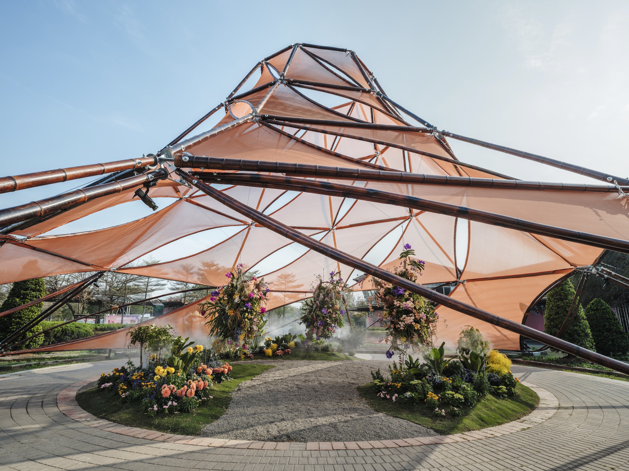 Galería de Pabellón Flourish / Studio A-Light - 9