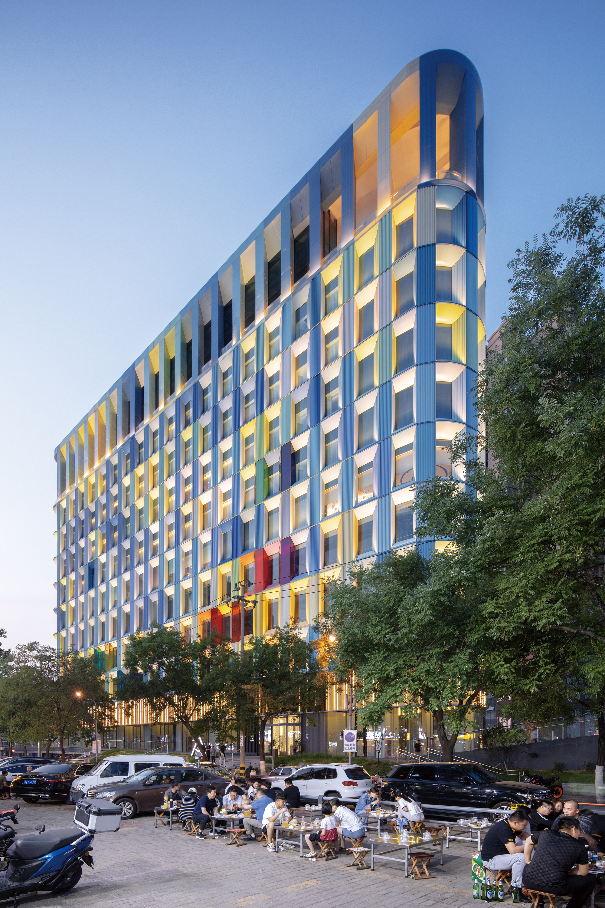 Gallery of Jinan Huizhong Starry Center / THAD SUP Atelier - 20