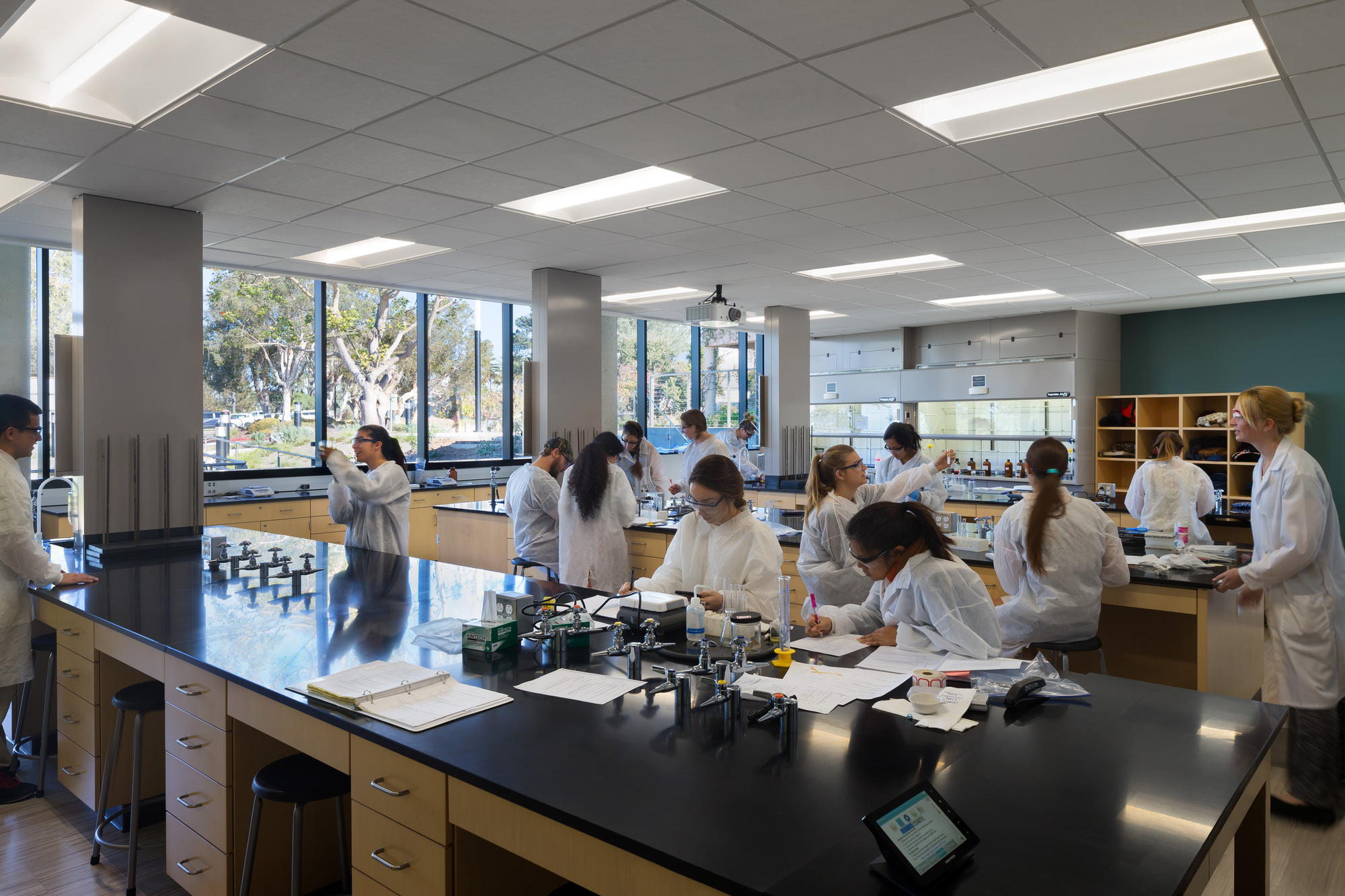 Gallery of Point Loma Nazarene University Science Complex / Carrier ...