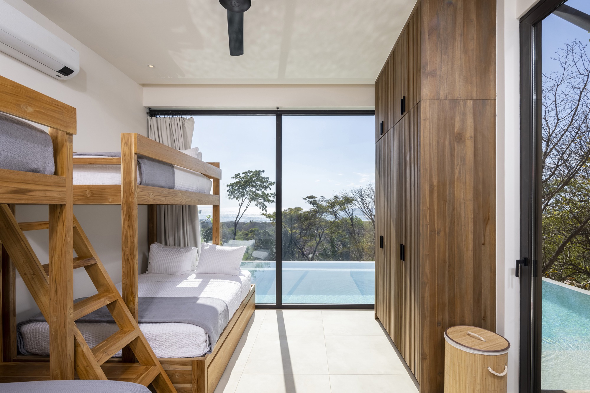 Gallery of Makai Villas / Studio Saxe - 18