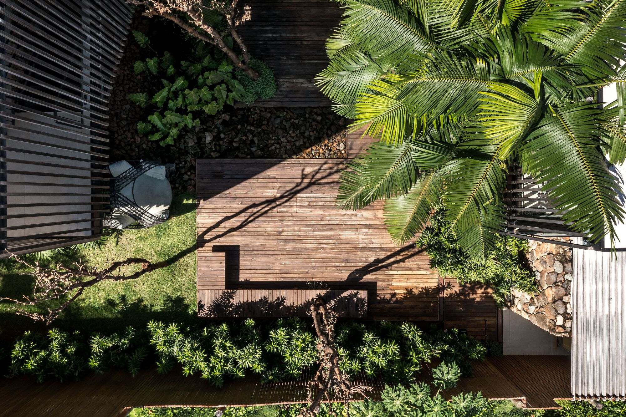 Galeria de Pousada Maria Flor / Solo Arquitetos + PRISCILLA MULLER ...