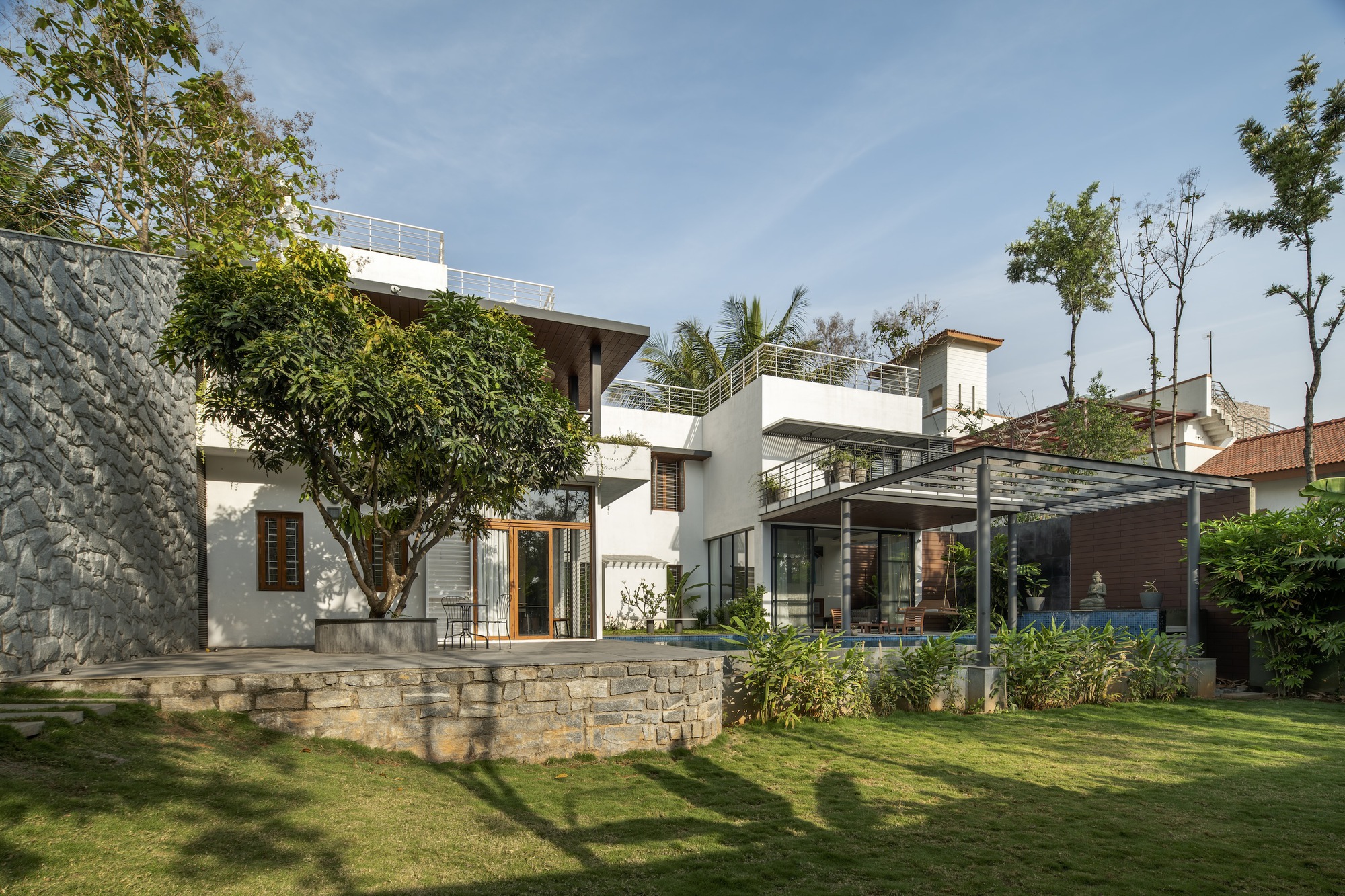 Galeria de Residência Siri / Design Kacheri - 6