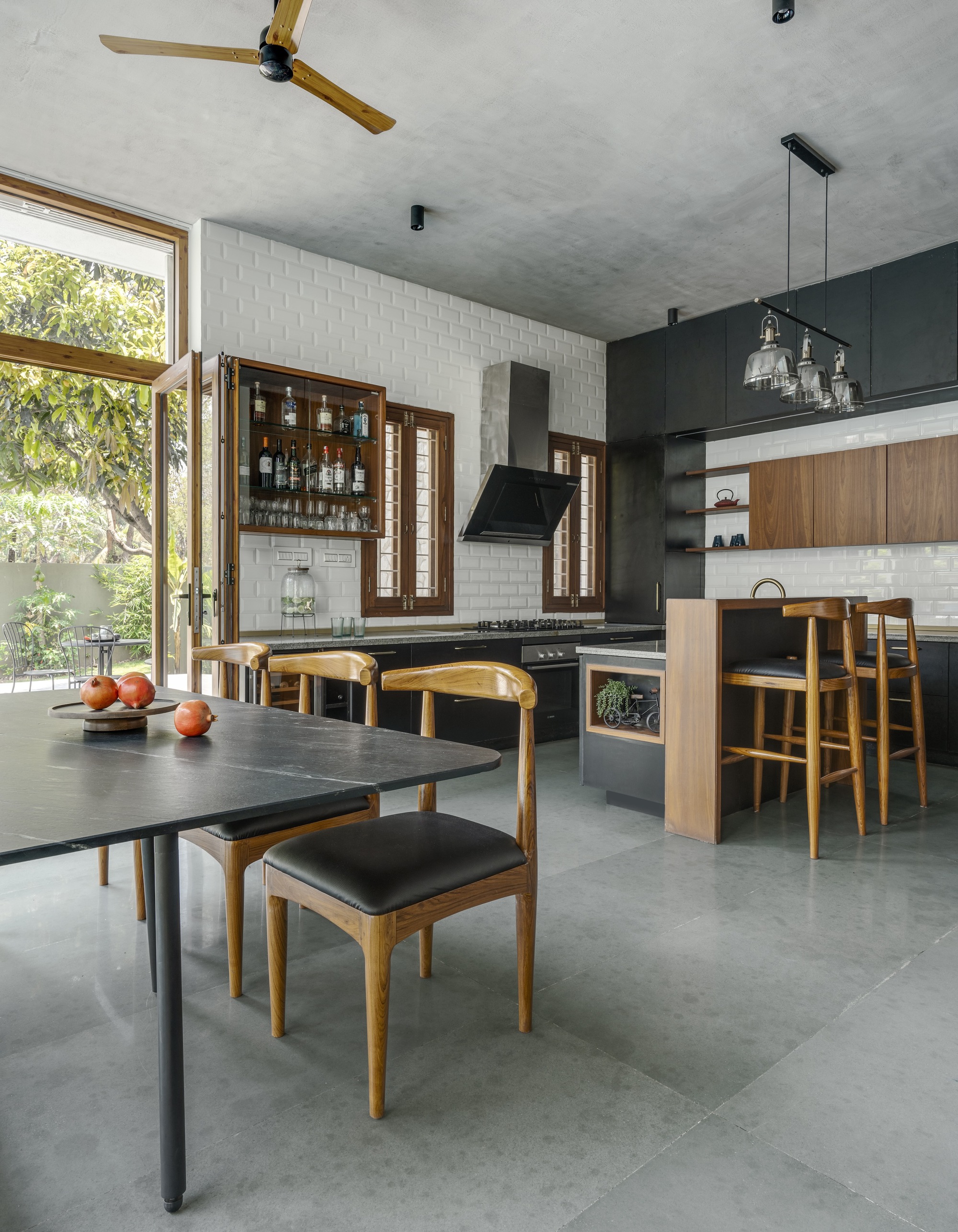 Galeria de Residência Siri / Design Kacheri - 12