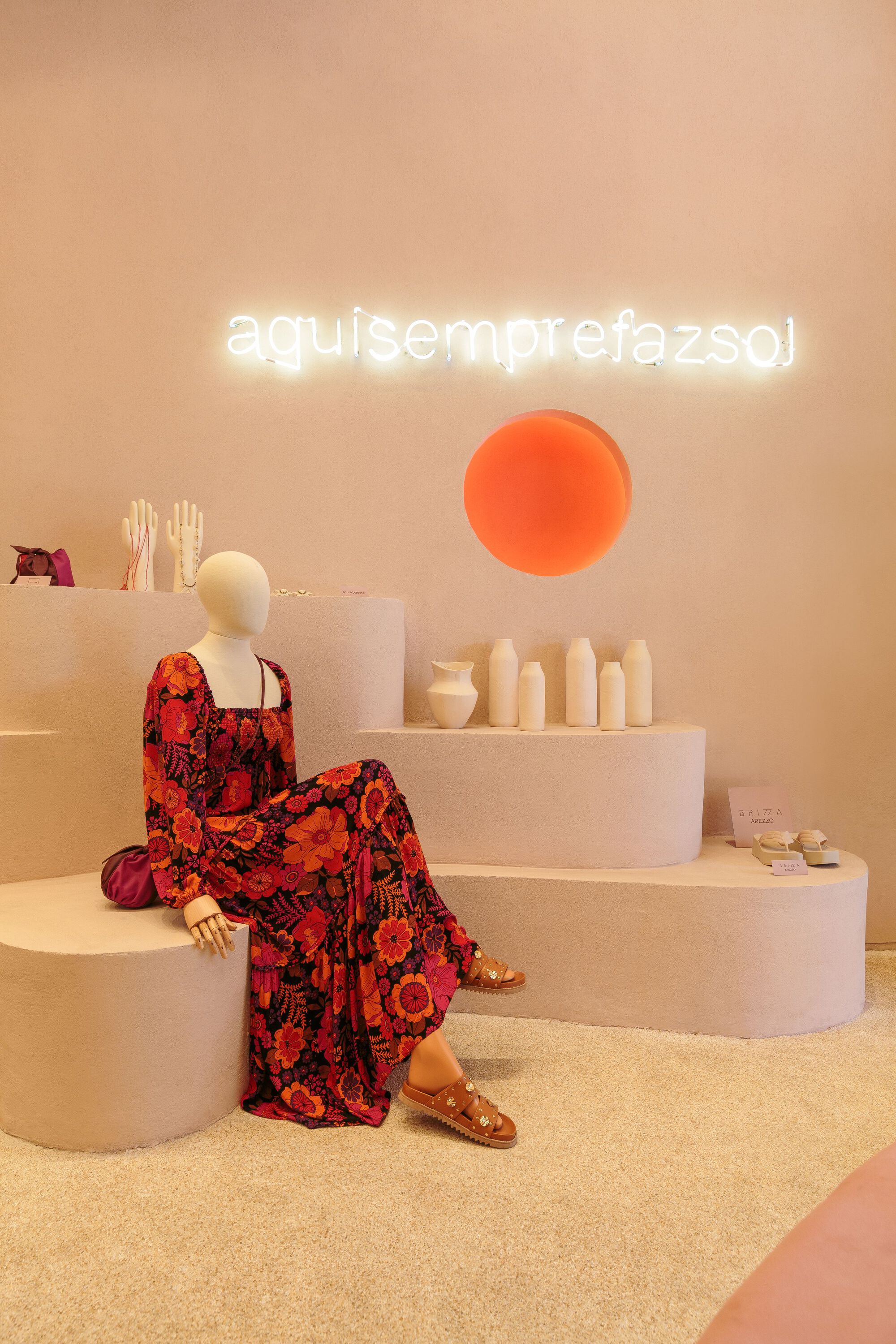 Galeria de Loja Dress To Moema / Manga Rosa Arquitetura - 10