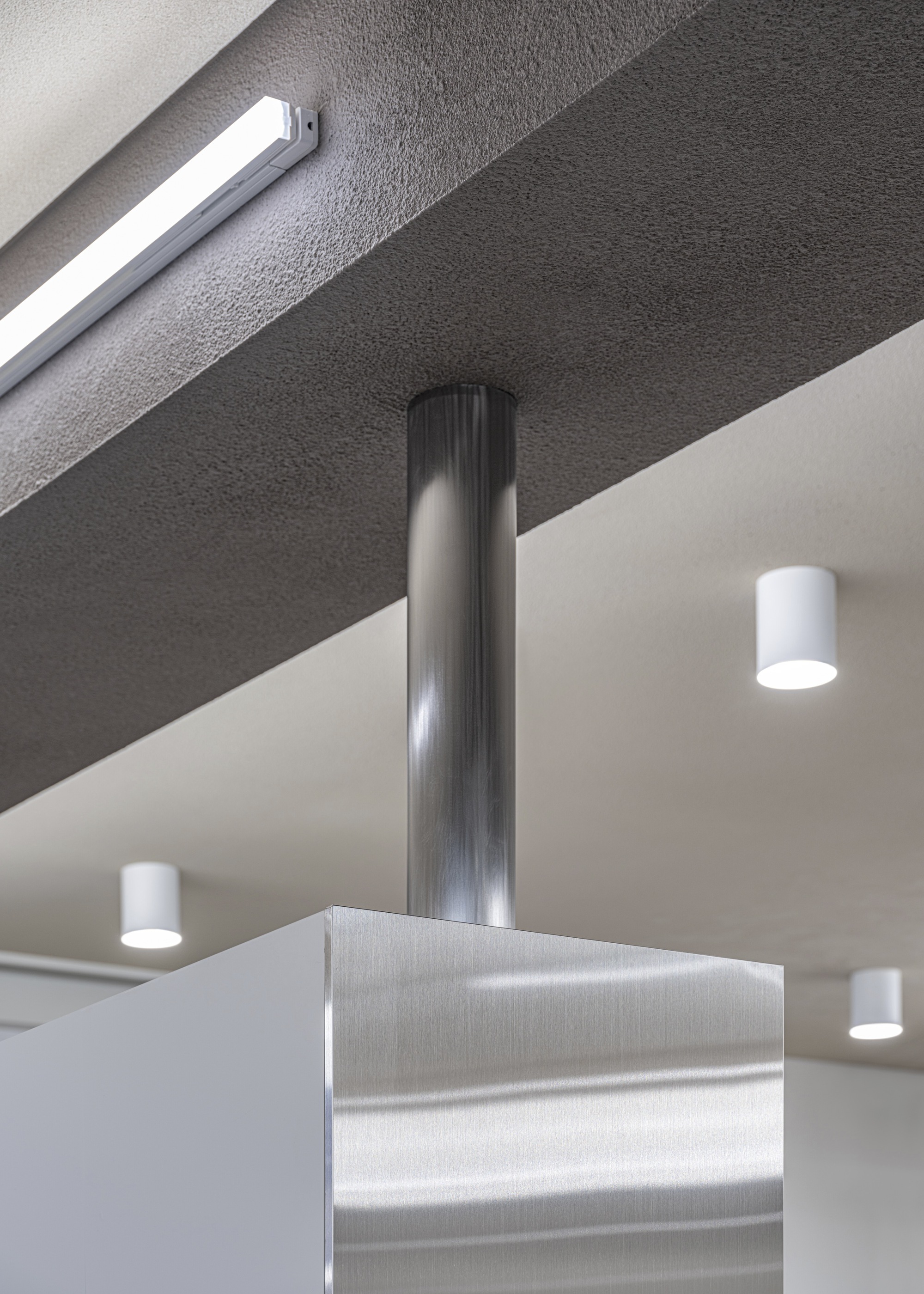 Gallery of Pad(dock) Factory and Office Renovation / one-aftr - 14
