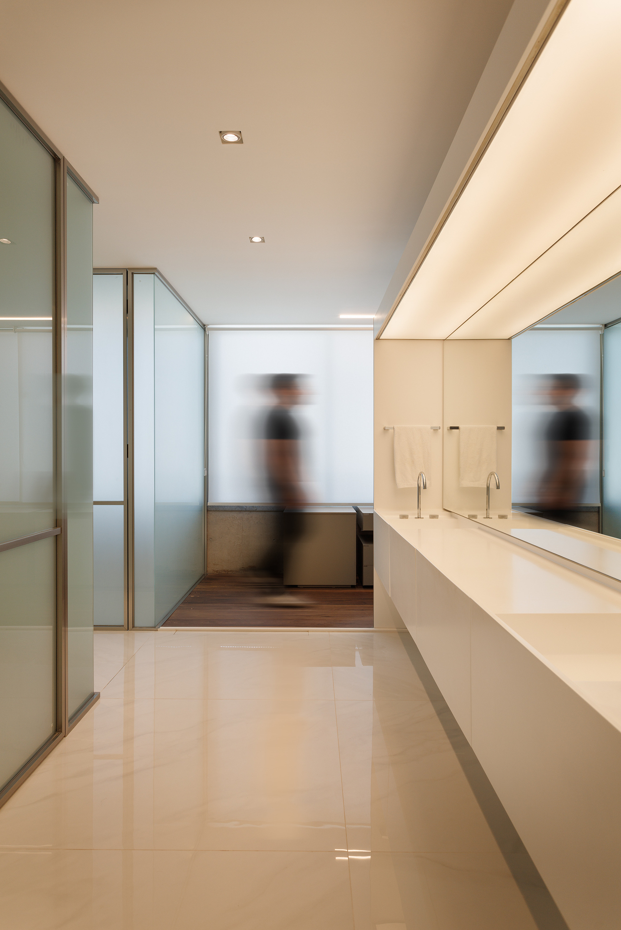 Gallery of FG House / Caracho Arquitetos - 11