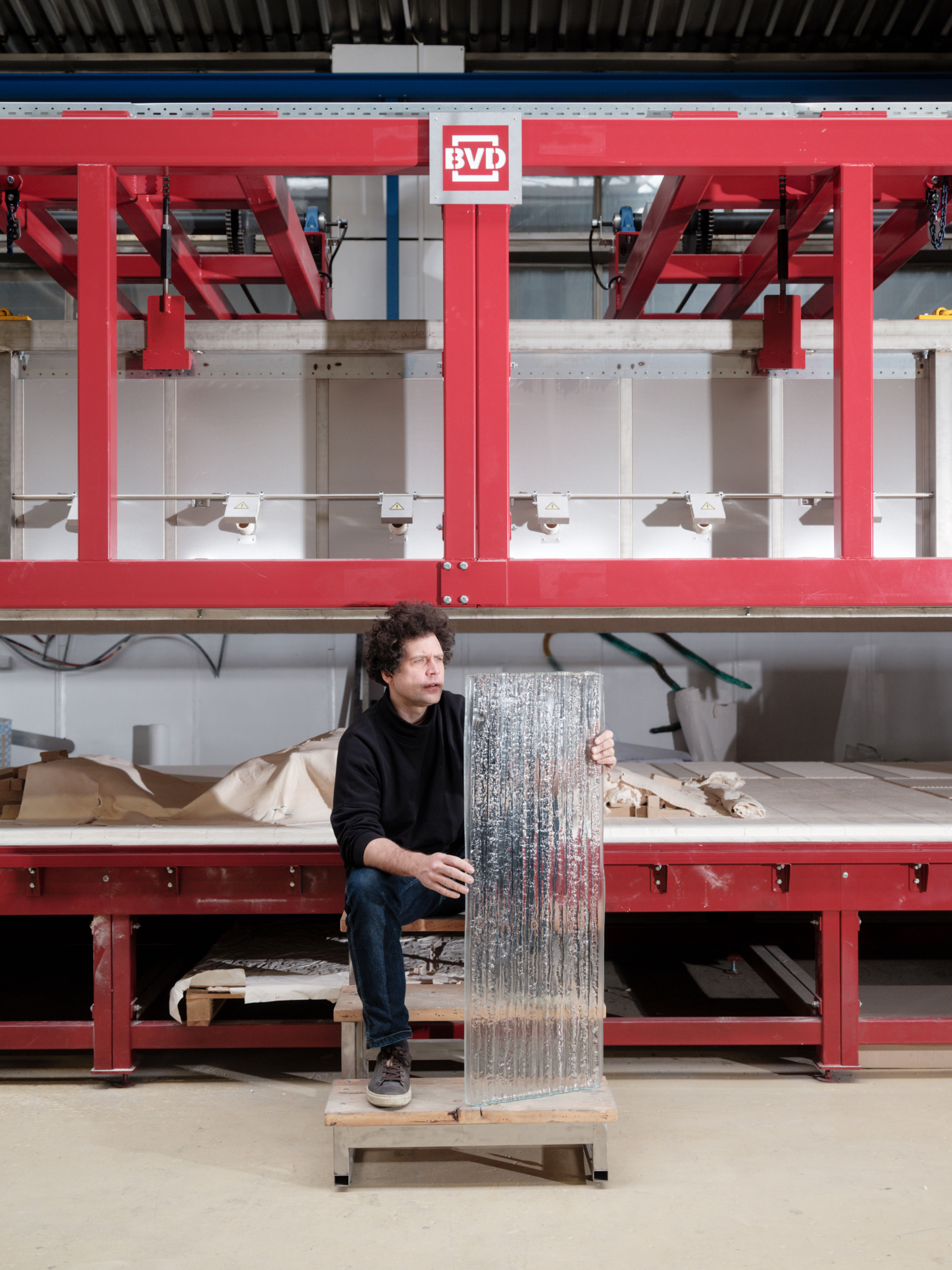 Gallery of Monumental Outdoor Glass Installation to Be Unveiled at ...