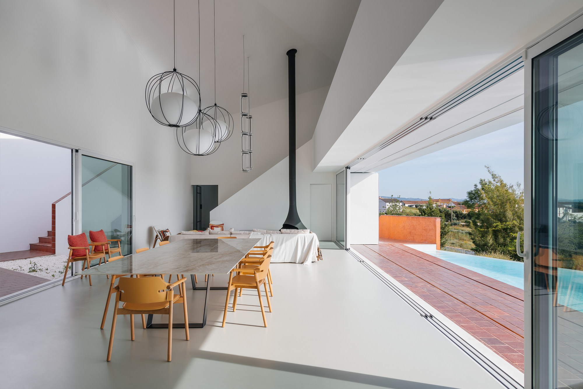 Gallery of Valley House / Volume Architecture Lisbon Studio - 15