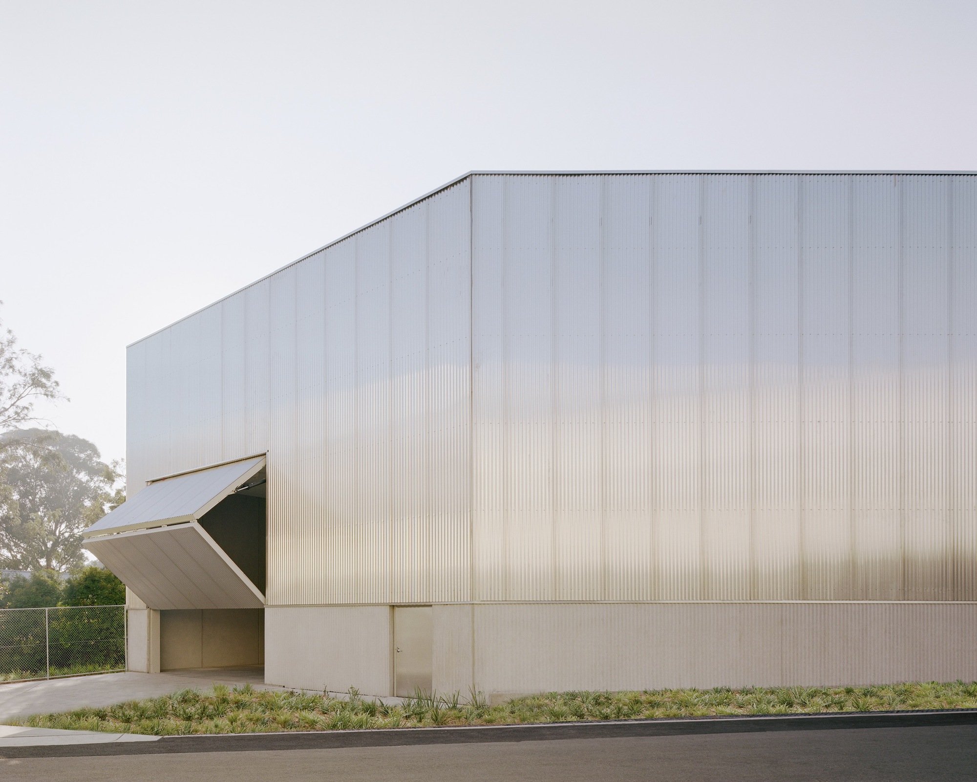 Gallery of Powerhouse Castle Hill / Lahznimmo Architects - 7