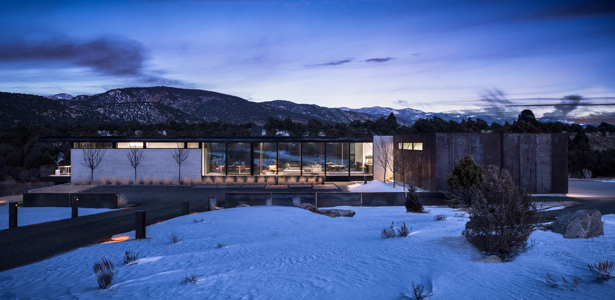 Gallery of Rivers Edge / Studio B Architecture + Interiors - 18