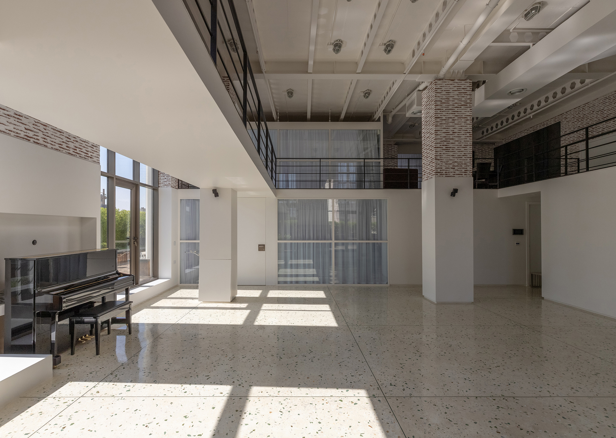 Gallery of Showan Apartment Renovation / Pragmatica Architectural ...
