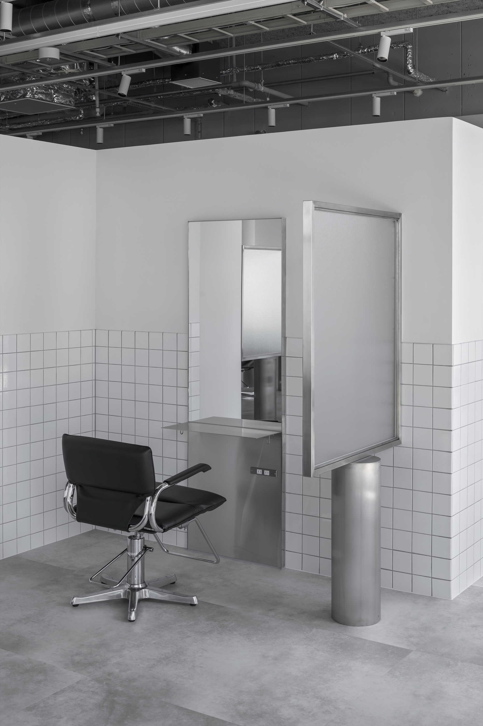 Gallery of GO TODAY SHAiRE SALON / CANOMA - 11