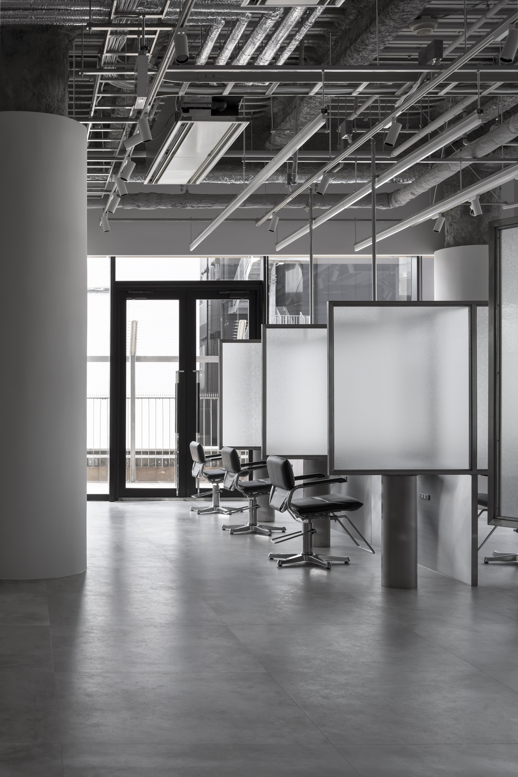 Gallery of GO TODAY SHAiRE SALON / CANOMA - 8