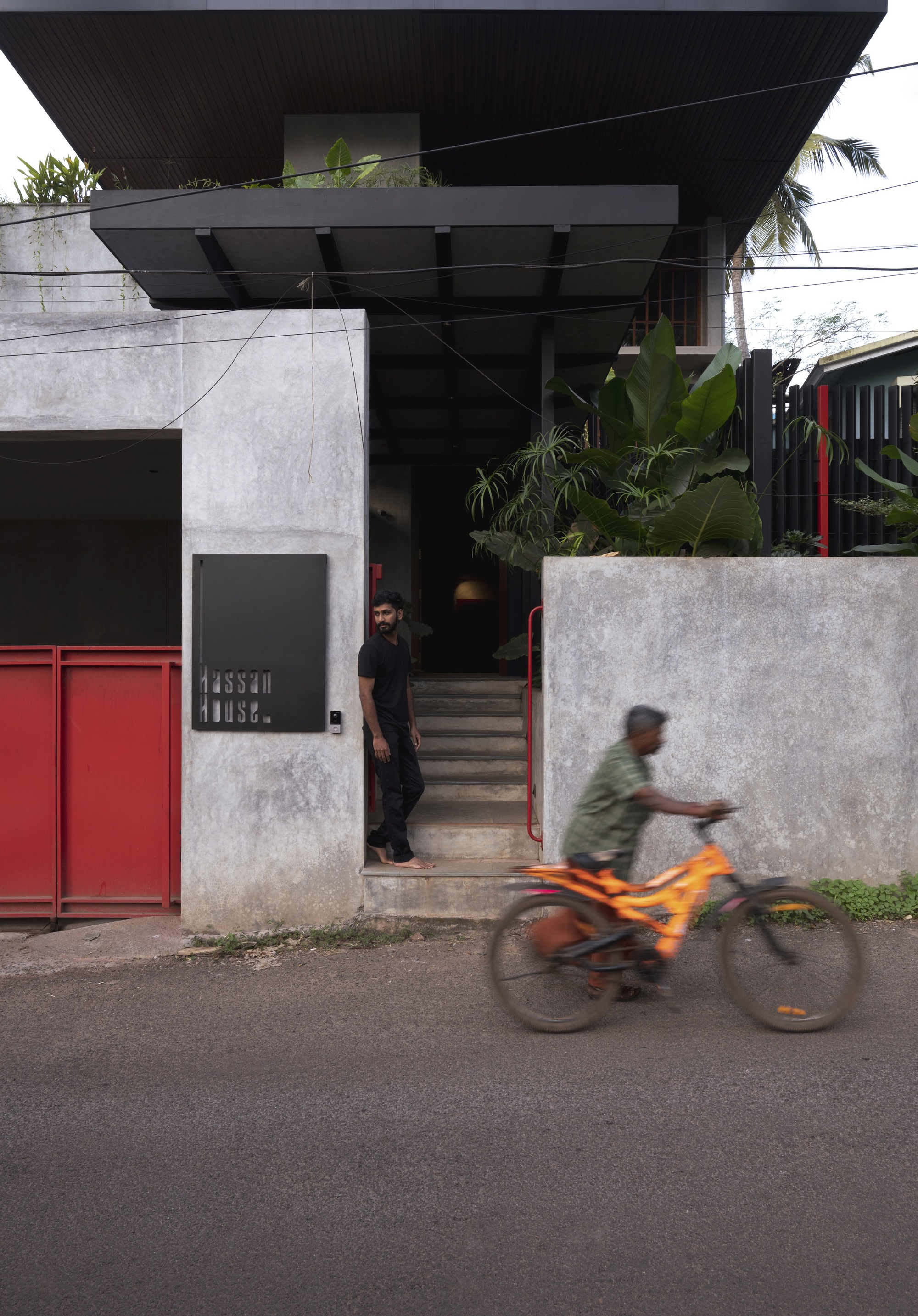 Gallery of Hassan House / Monsoon Projects - 8