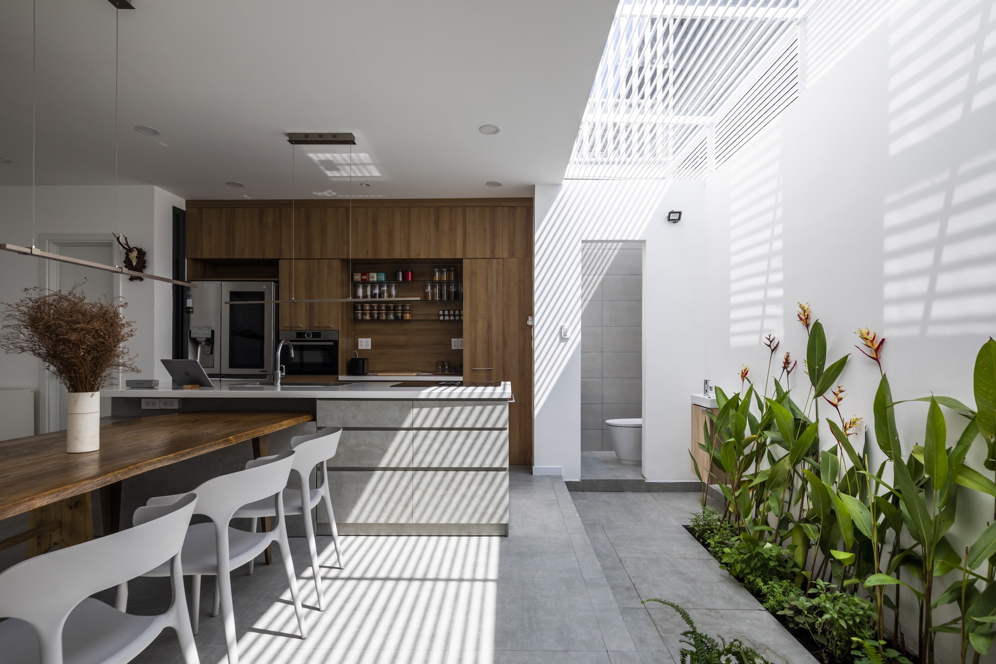 Gallery of Banh Duc House / Space Design Archgroup - 9