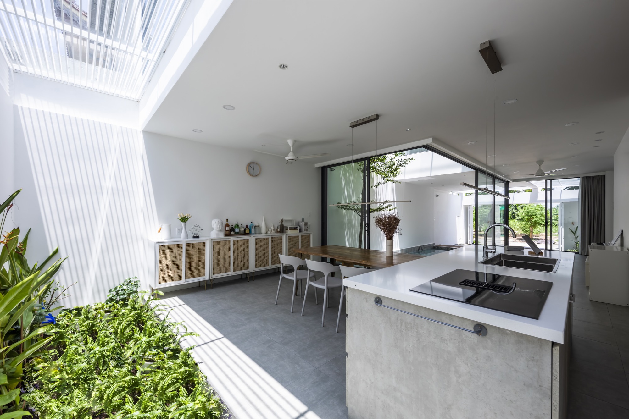 Gallery of Banh Duc House / Space Design Archgroup - 17