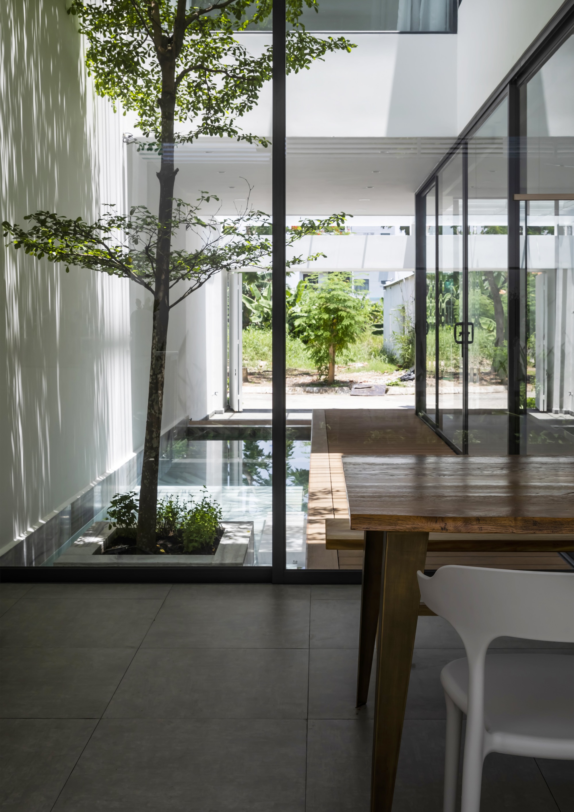 Gallery of Banh Duc House / Space Design Archgroup - 19