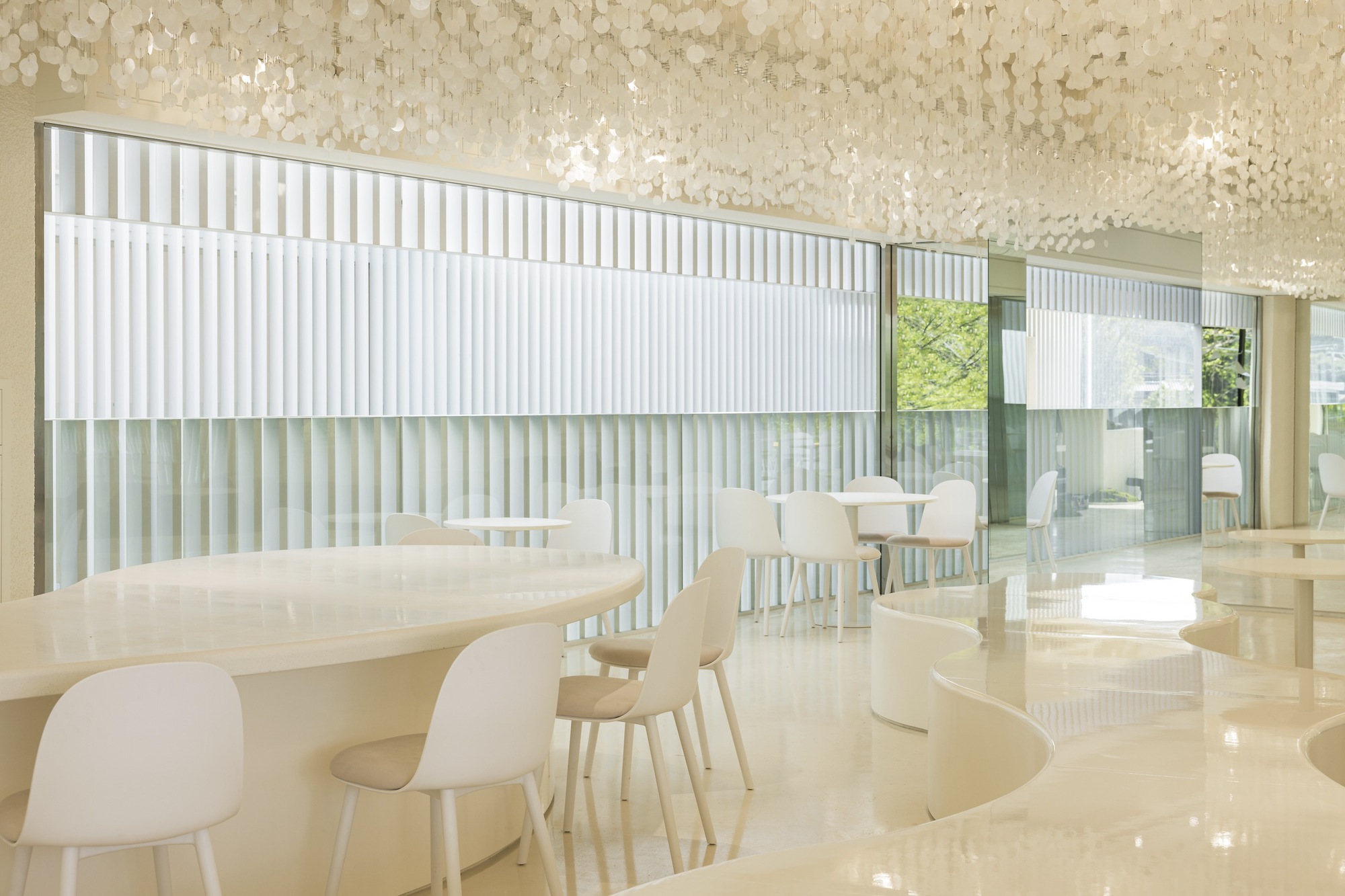 Gallery of The Oreum Restaurant / SPACE DOT + Dajoo Architect - 30