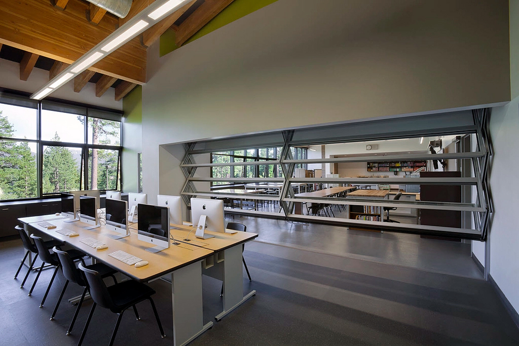 Movable Walls: The Transformative Effect of Retractable and Folding ...