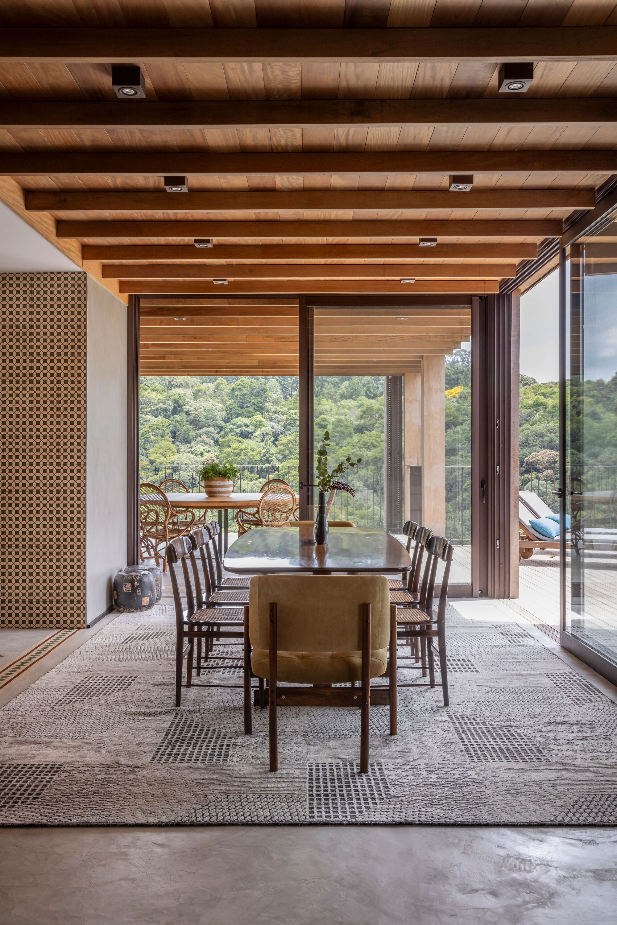 Gallery of Boomerang House / In House - 17