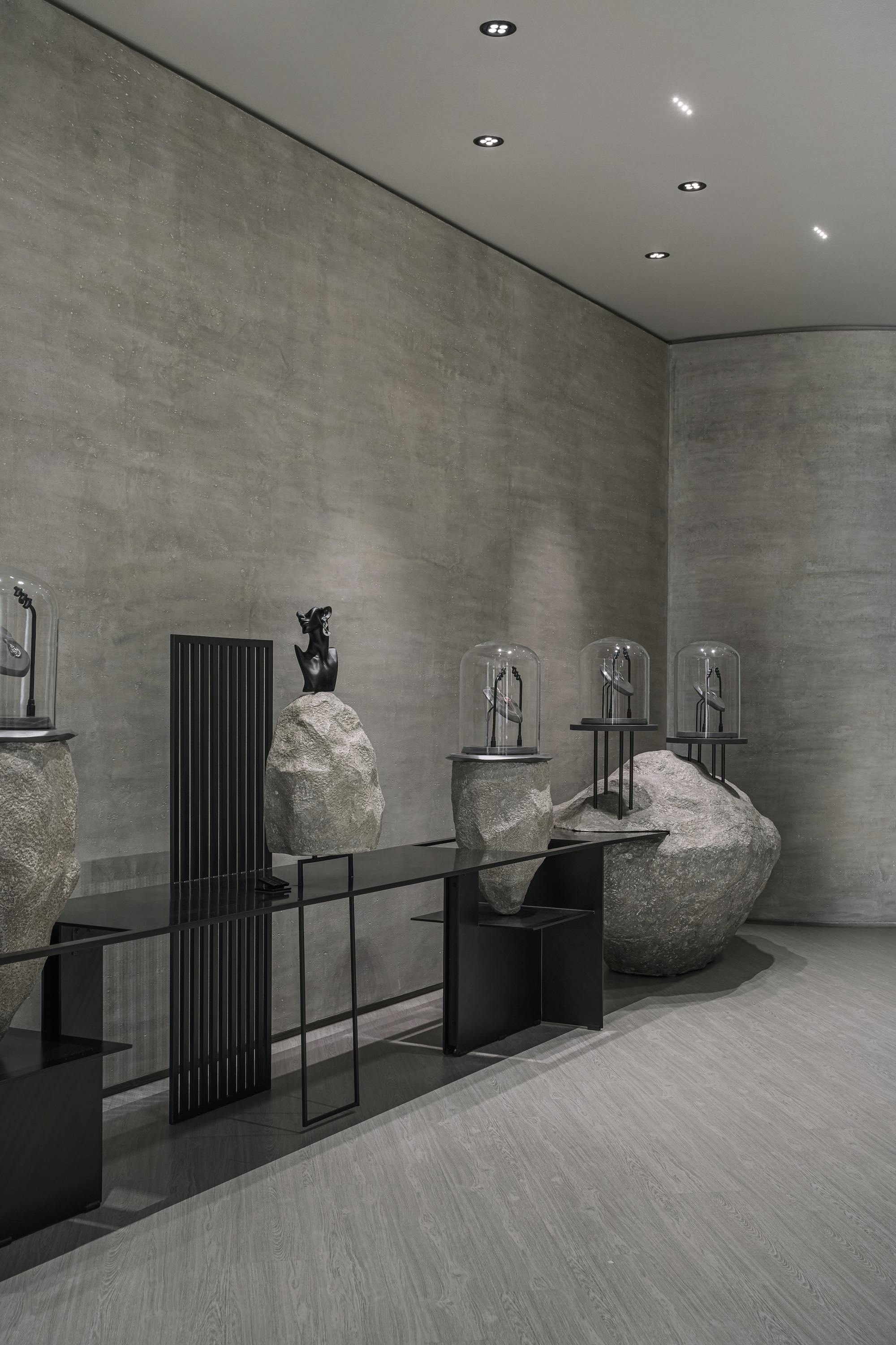 Gallery of ZAURA Boutique / R+R Architects - 13