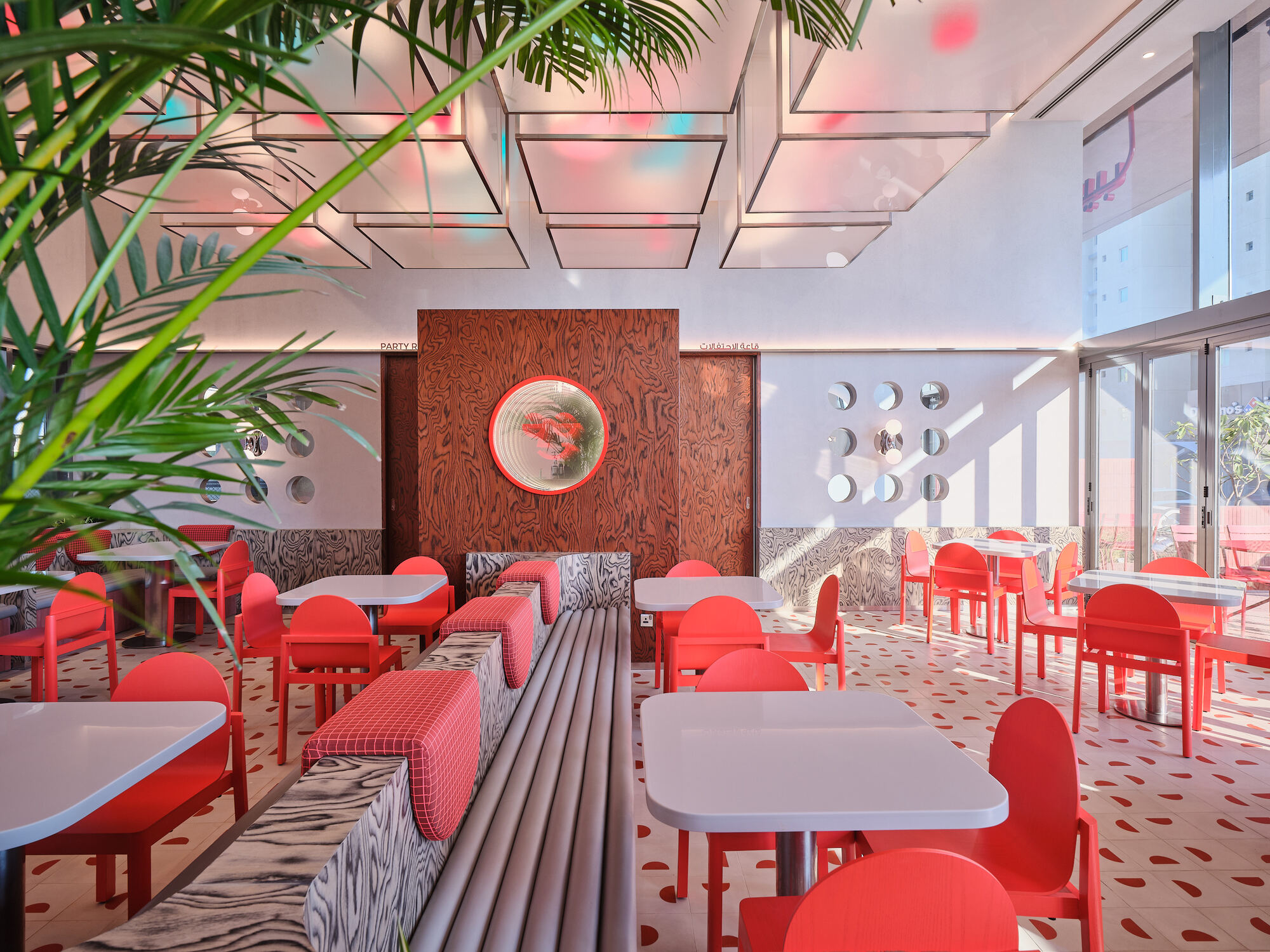 Gallery of Dip'n'Dip Flagship Store / Babnimnim Design Studio - 2