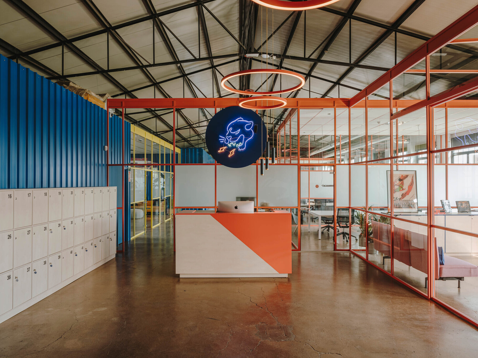 Gallery of 16 Multi-Colored Office Spaces That Use Chromaticism to ...