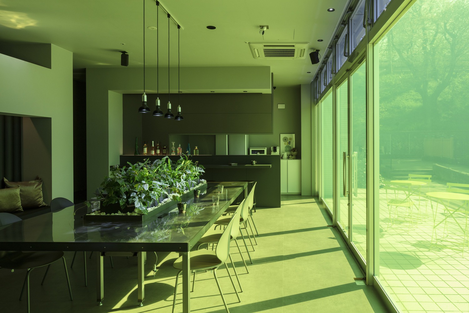 Gallery of 16 Multi-Colored Office Spaces That Use Chromaticism to ...