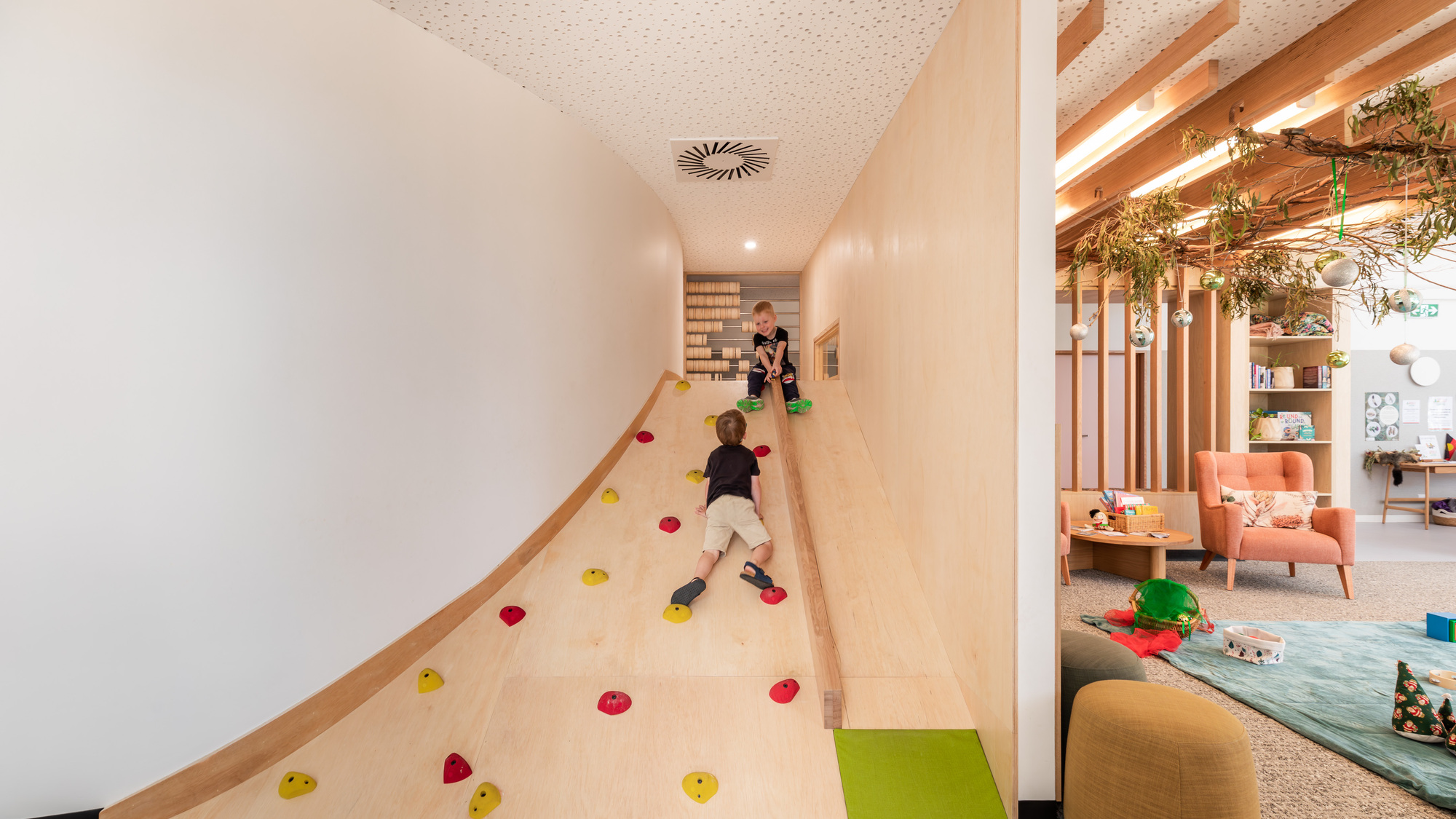Gallery of Larapi Child and Family Learning Centre / JAWS Architects - 10