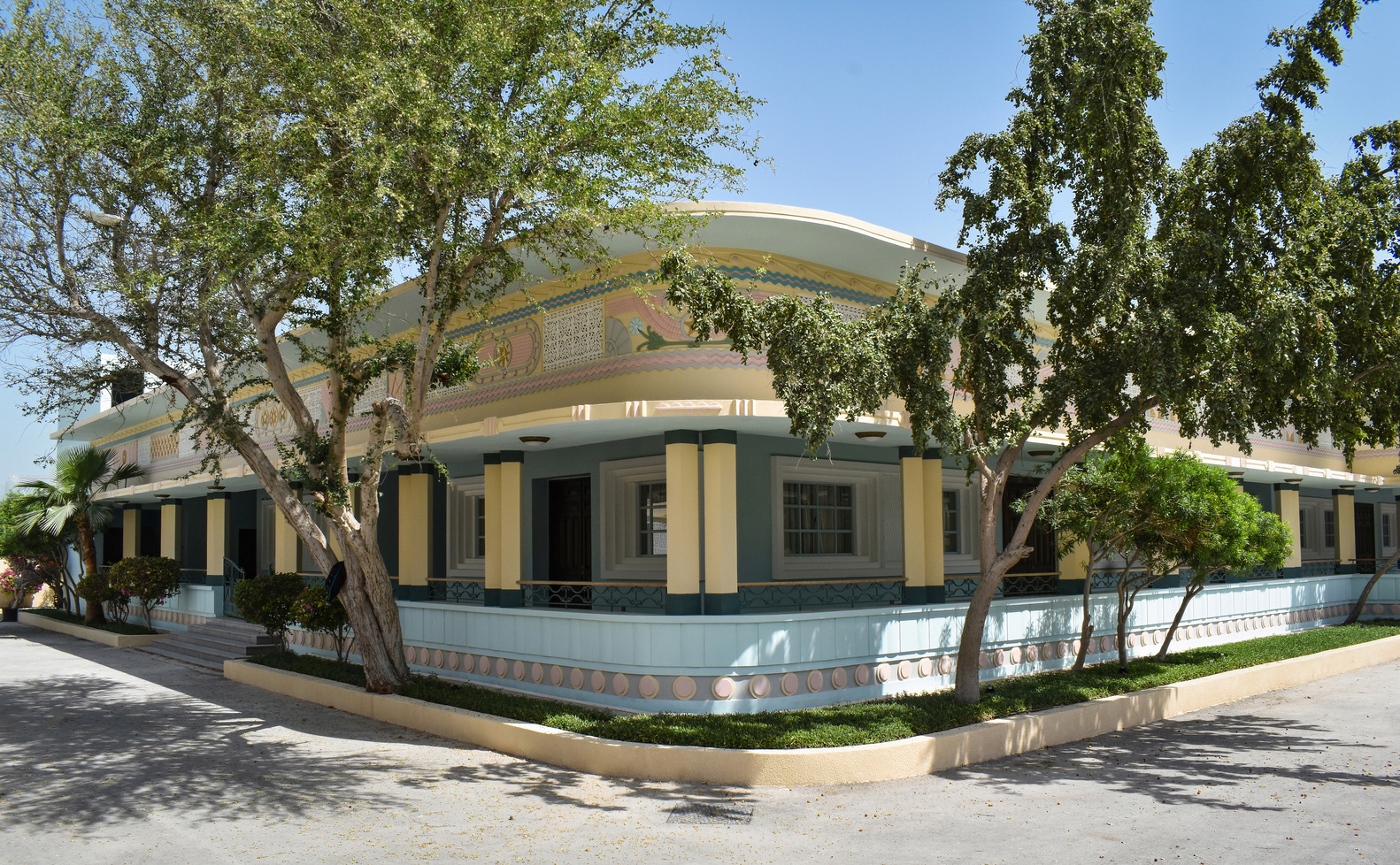 Gallery of Doha's Architectural History: In Conversation with Péter ...