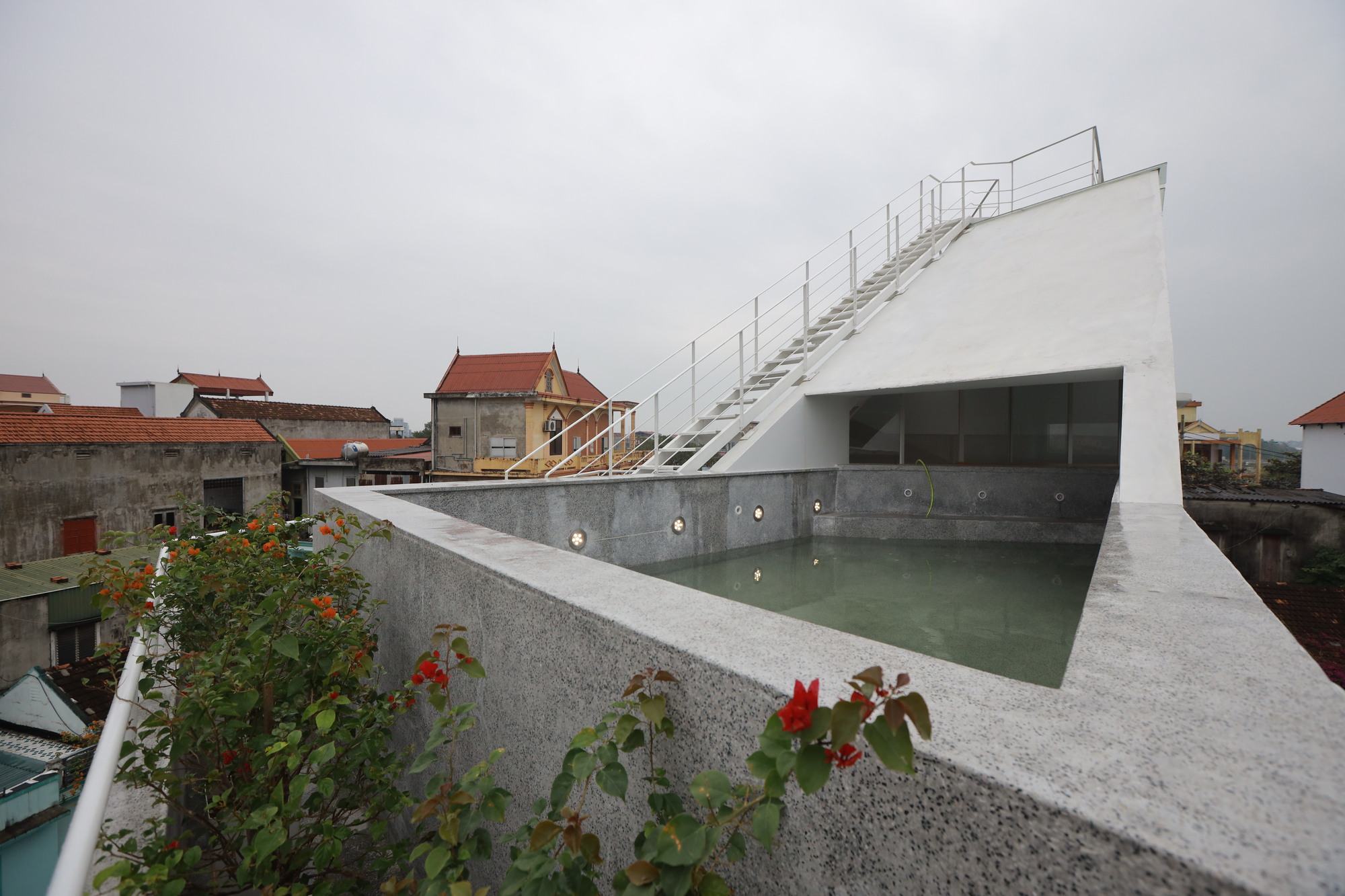 Gallery of Nam House / H.BD atelier - 24