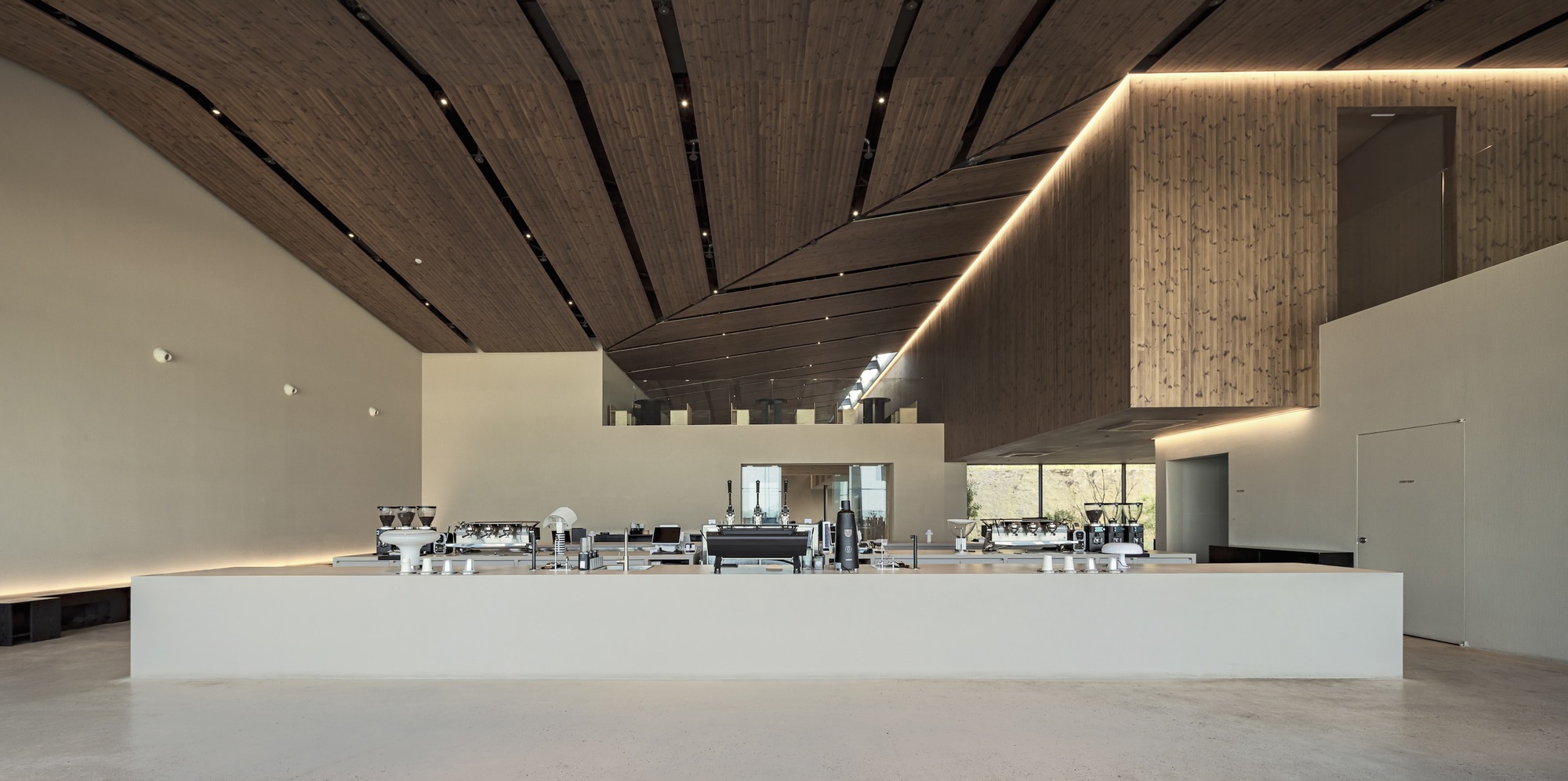 Gallery of SUKSAN Café / MTT - 15