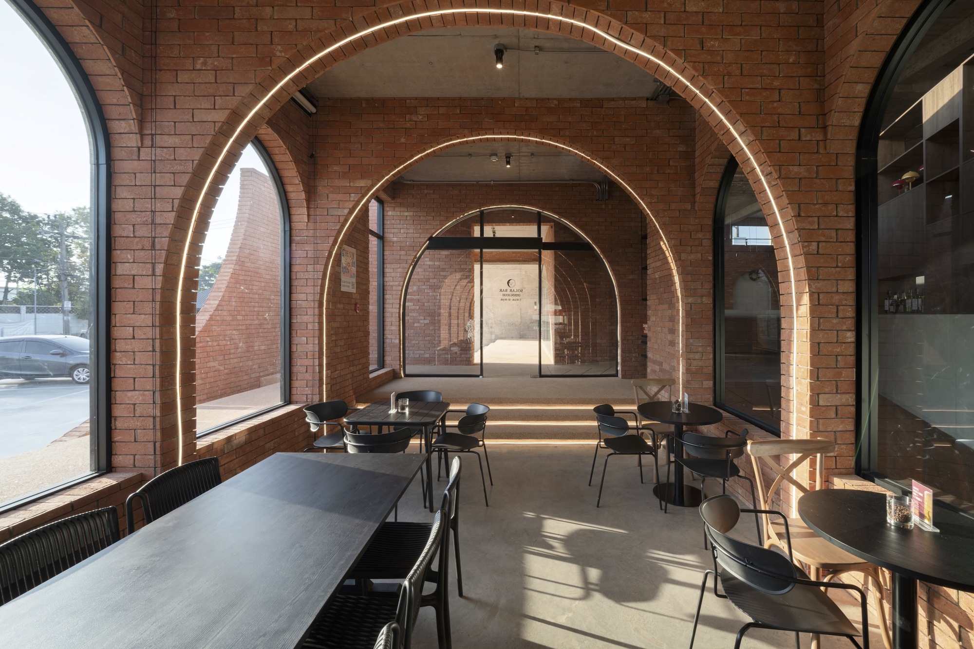 Gallery of DAWN to DUSK Restaurant / TOUCH Architect - 16