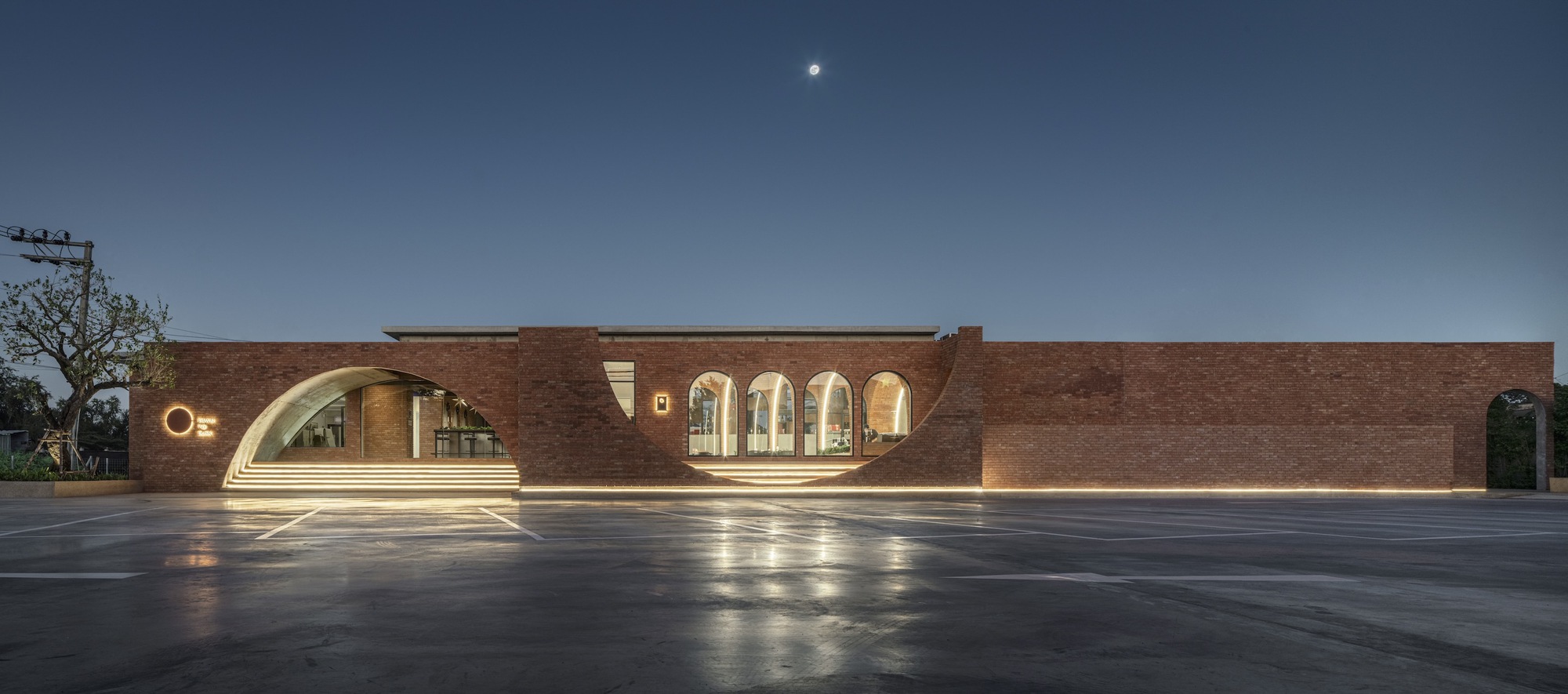 Galería de Restaurant DAWN to DUSK / TOUCH Architect - 7