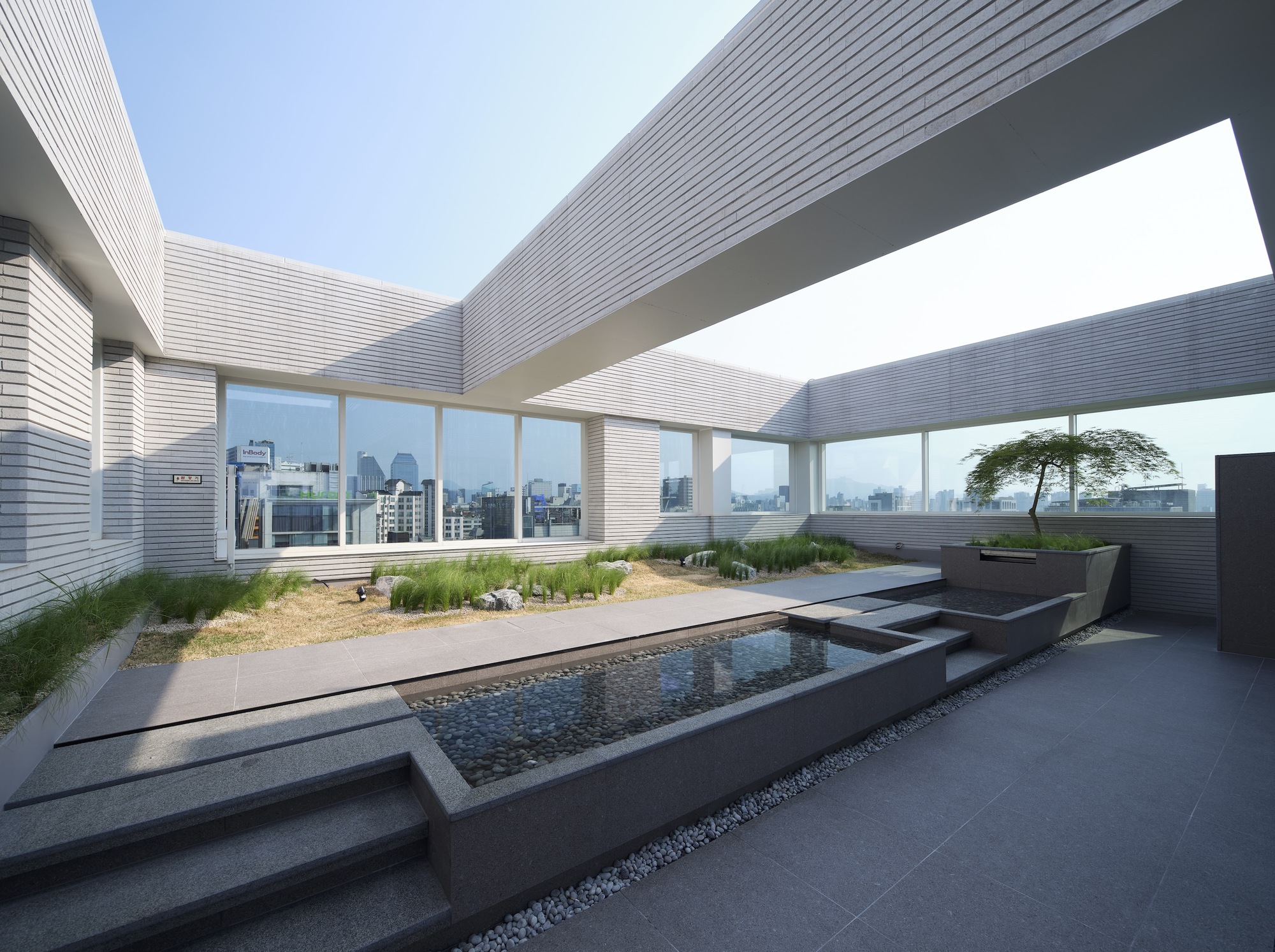 Gallery of Chai Communication Office Building / ARCHITECTS BAN + Fluxys ...