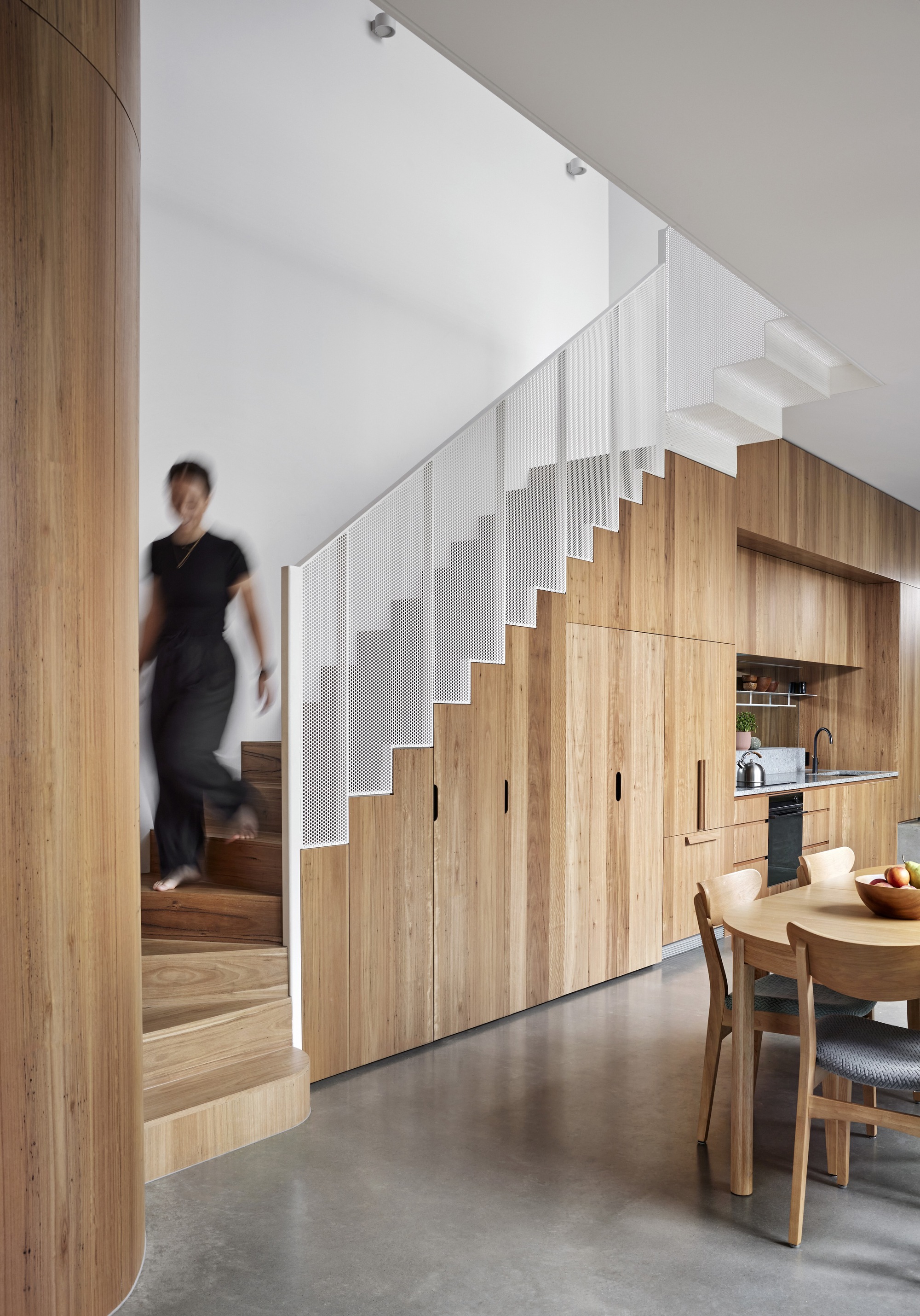 Gallery of Lang 靚 House / Austin Maynard Architects - 13