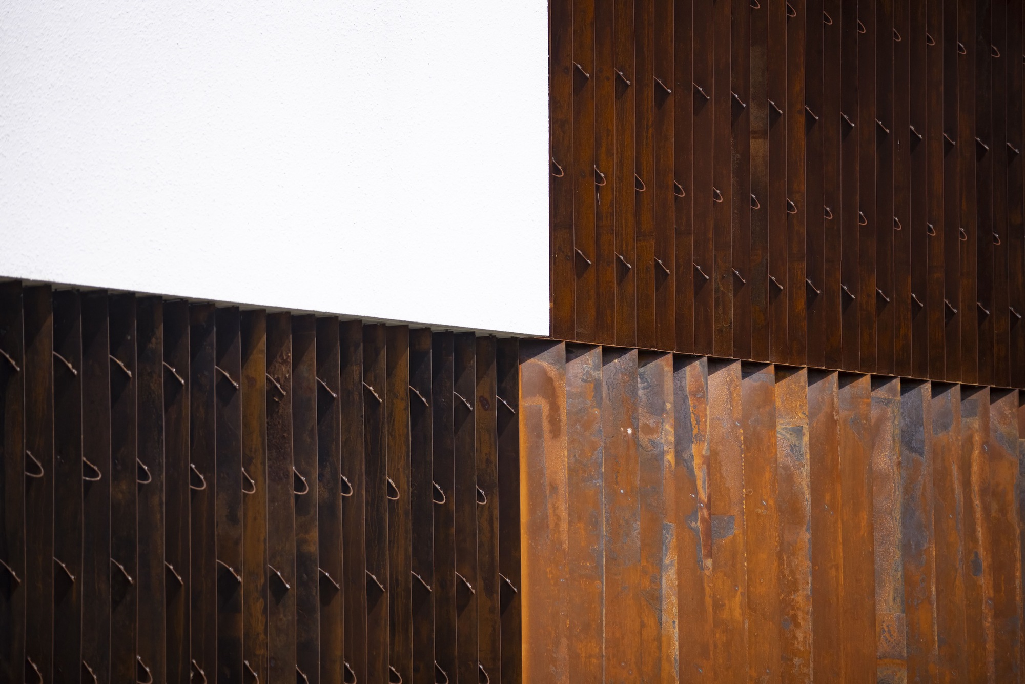 Gallery of Hedge House / Mindspark Architects - 16