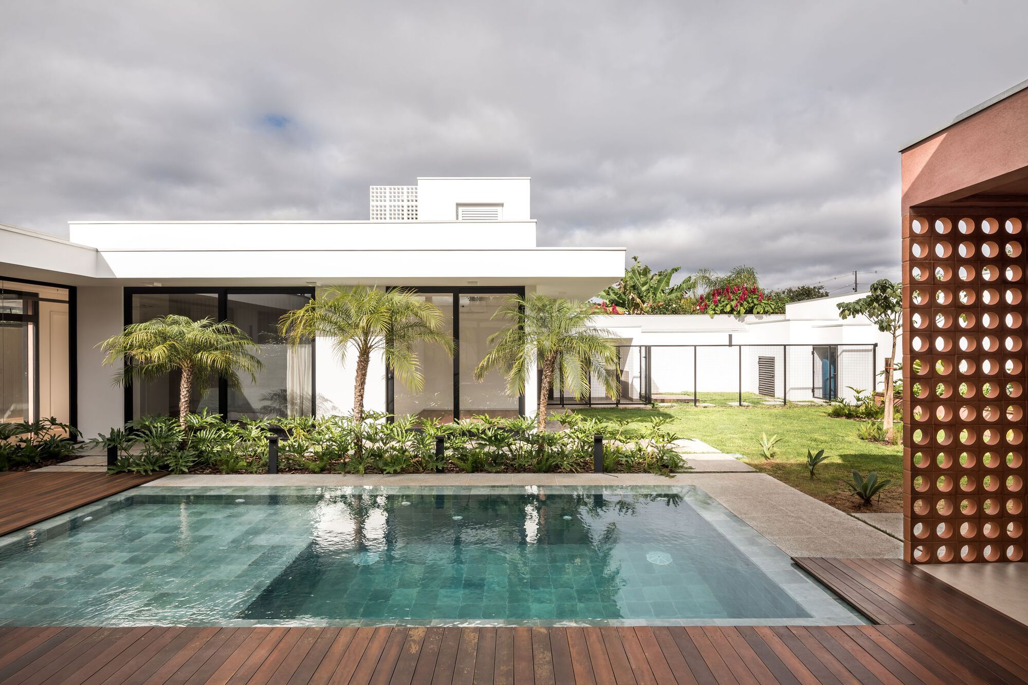 Gallery of RNT House / StudioCon Arquitetura - 8