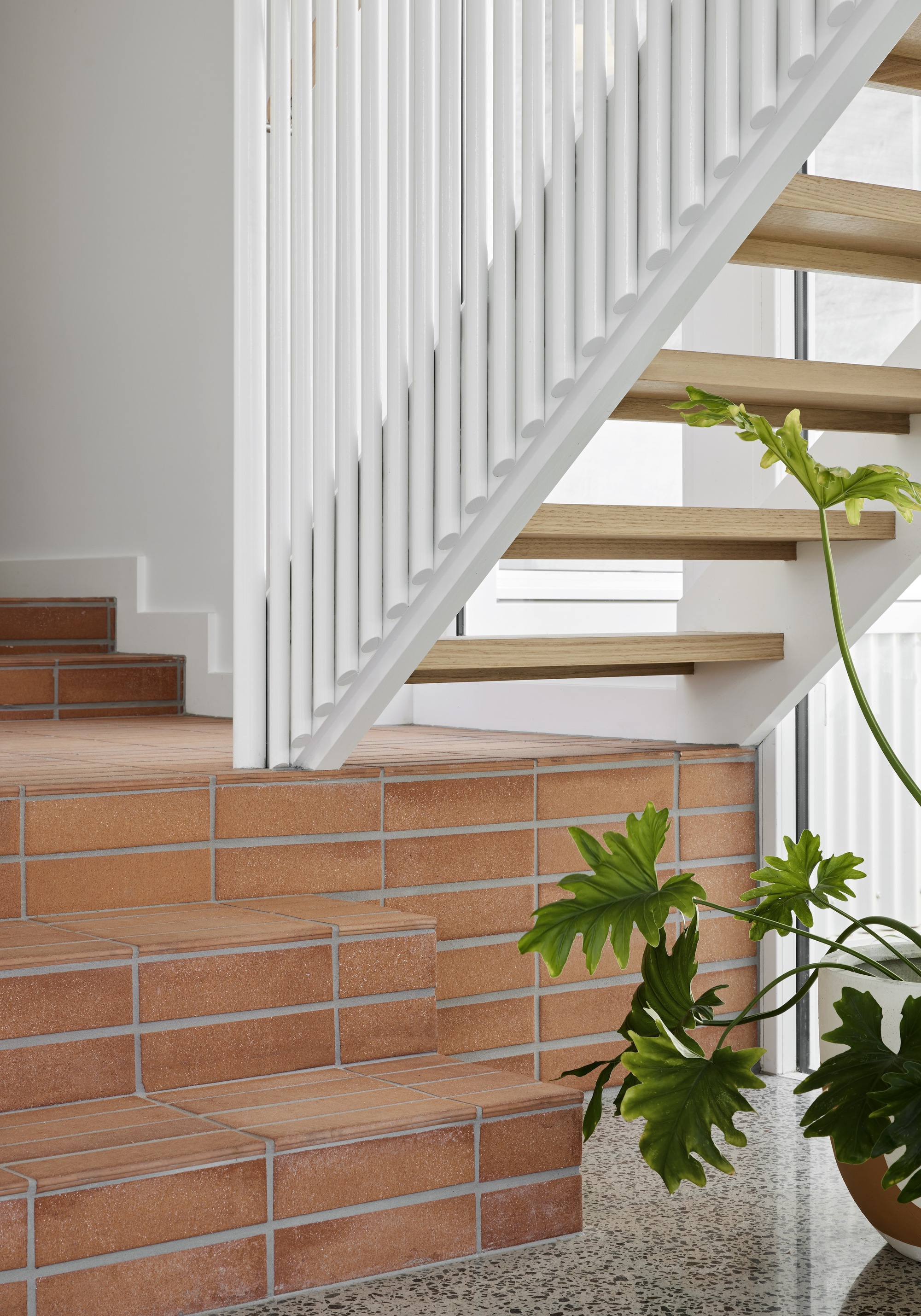 Gallery of Kiddy Kitty Court House / Kuzman Architecture - 16