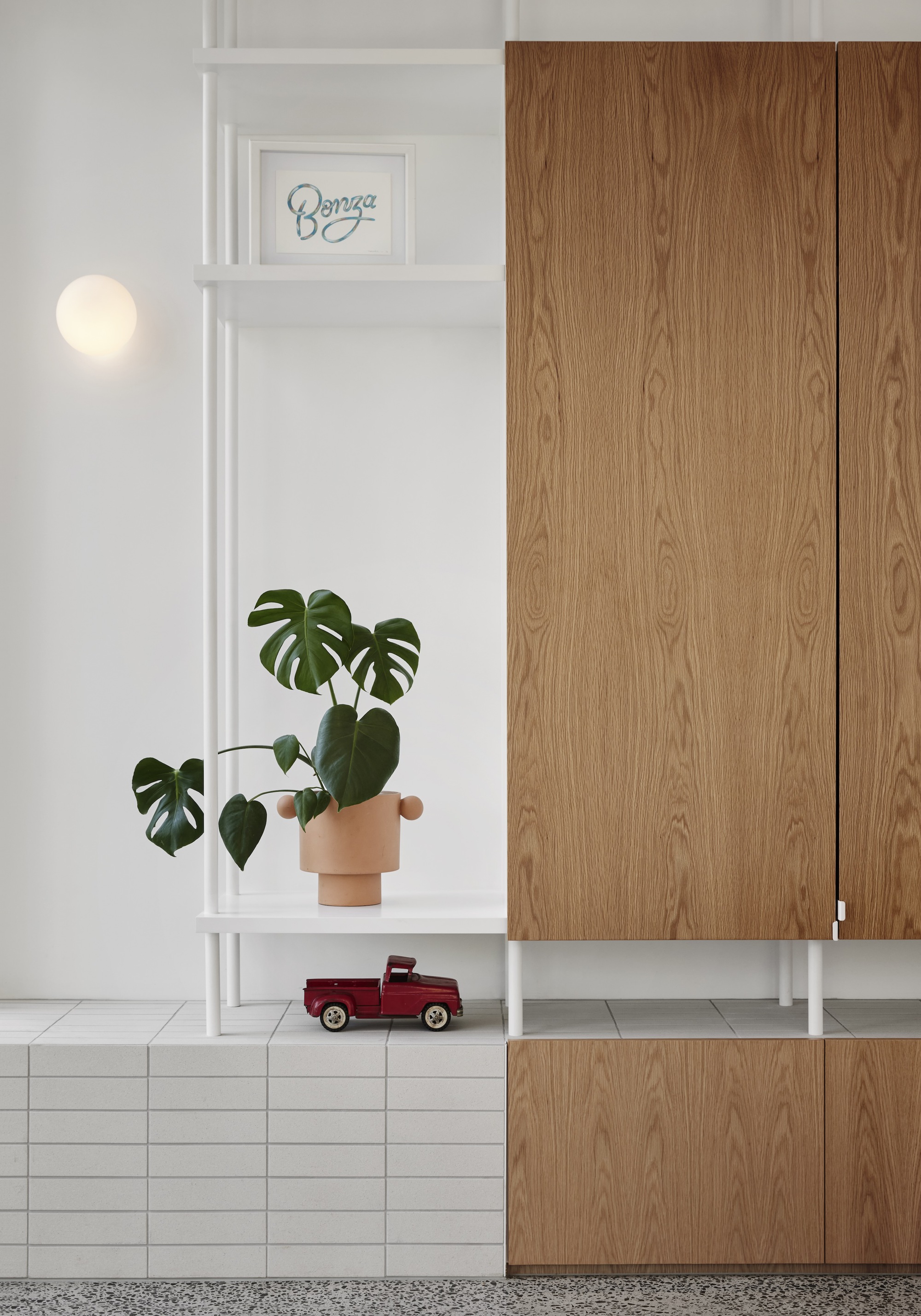 Gallery of Kiddy Kitty Court House / Kuzman Architecture - 11