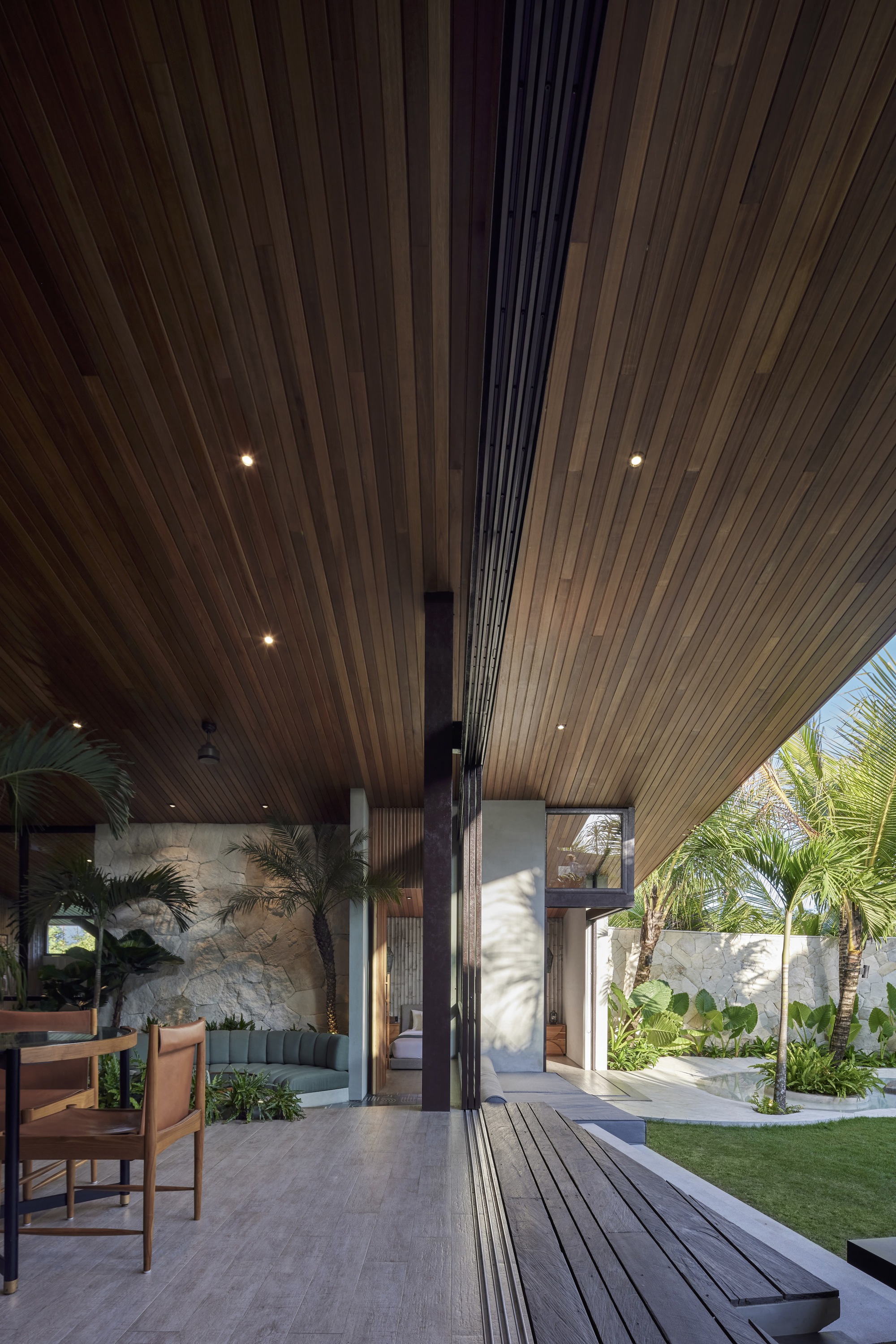 Gallery of Cala Blanca Bali House / Biombo Architects - 15