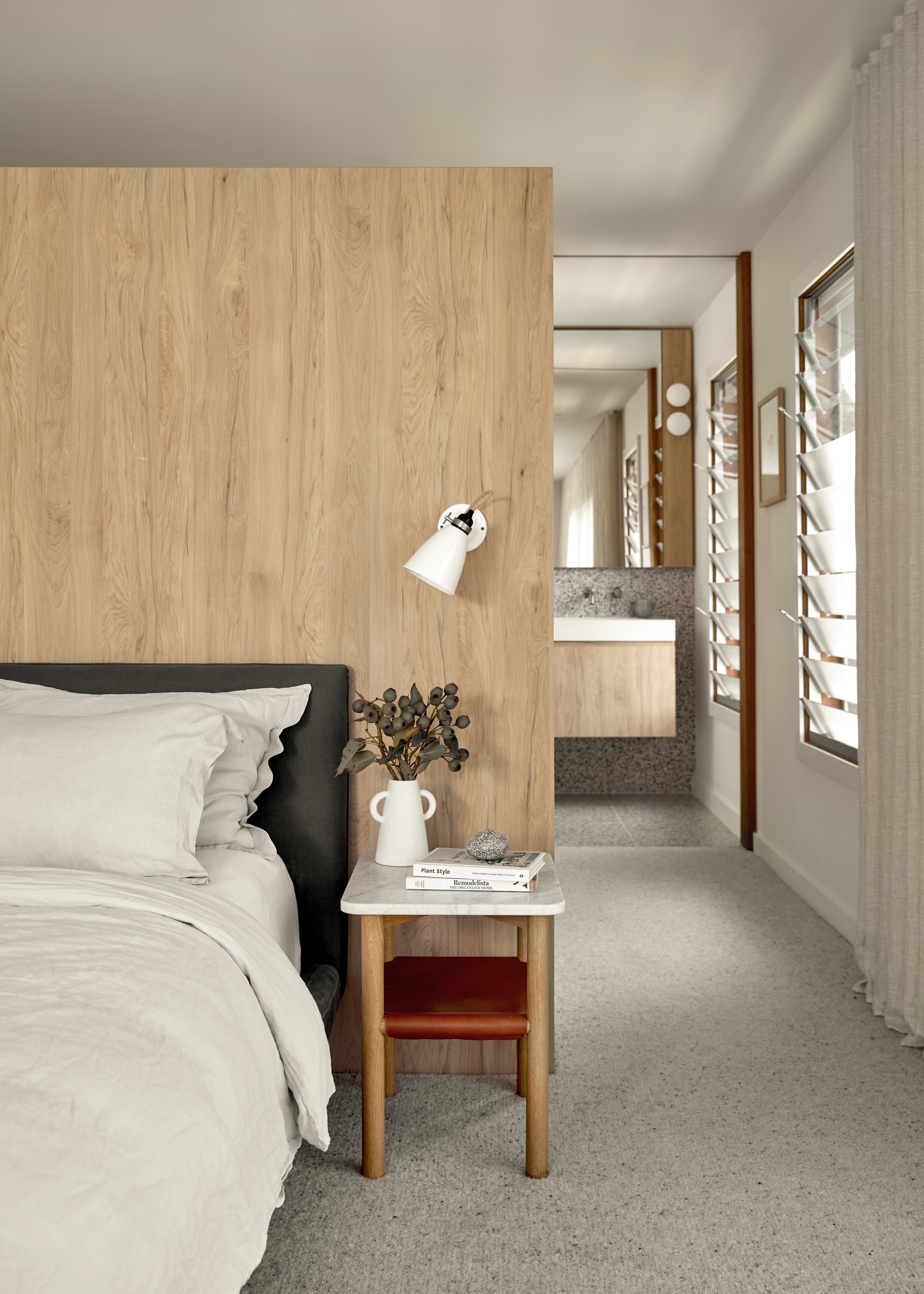 Gallery of Marine House / Bryant Alsop - 13