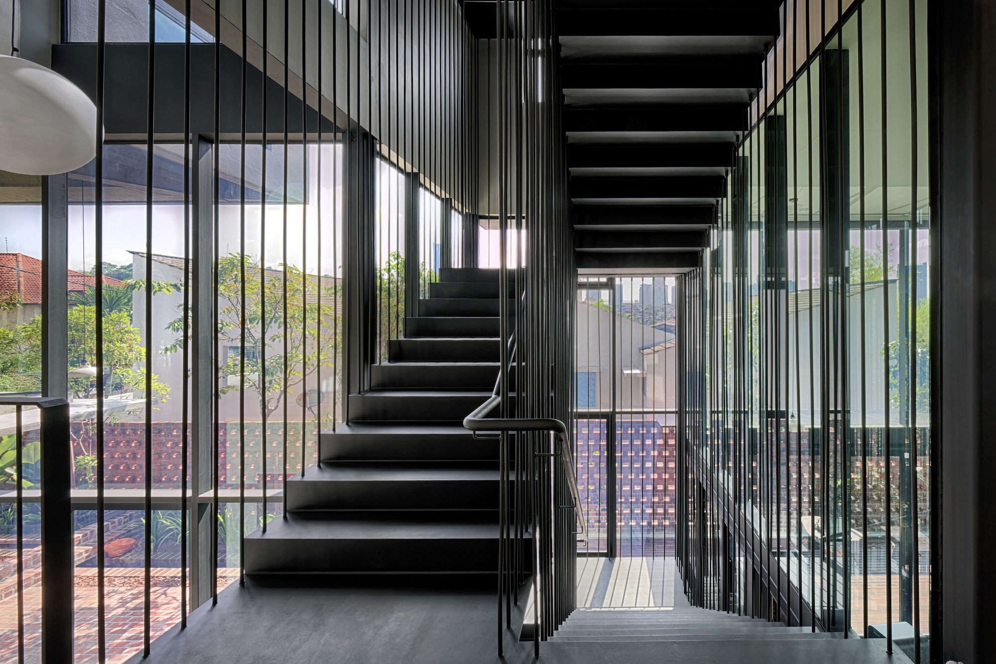 Gallery of Kemaris House / DRTAN LM Architect - 11