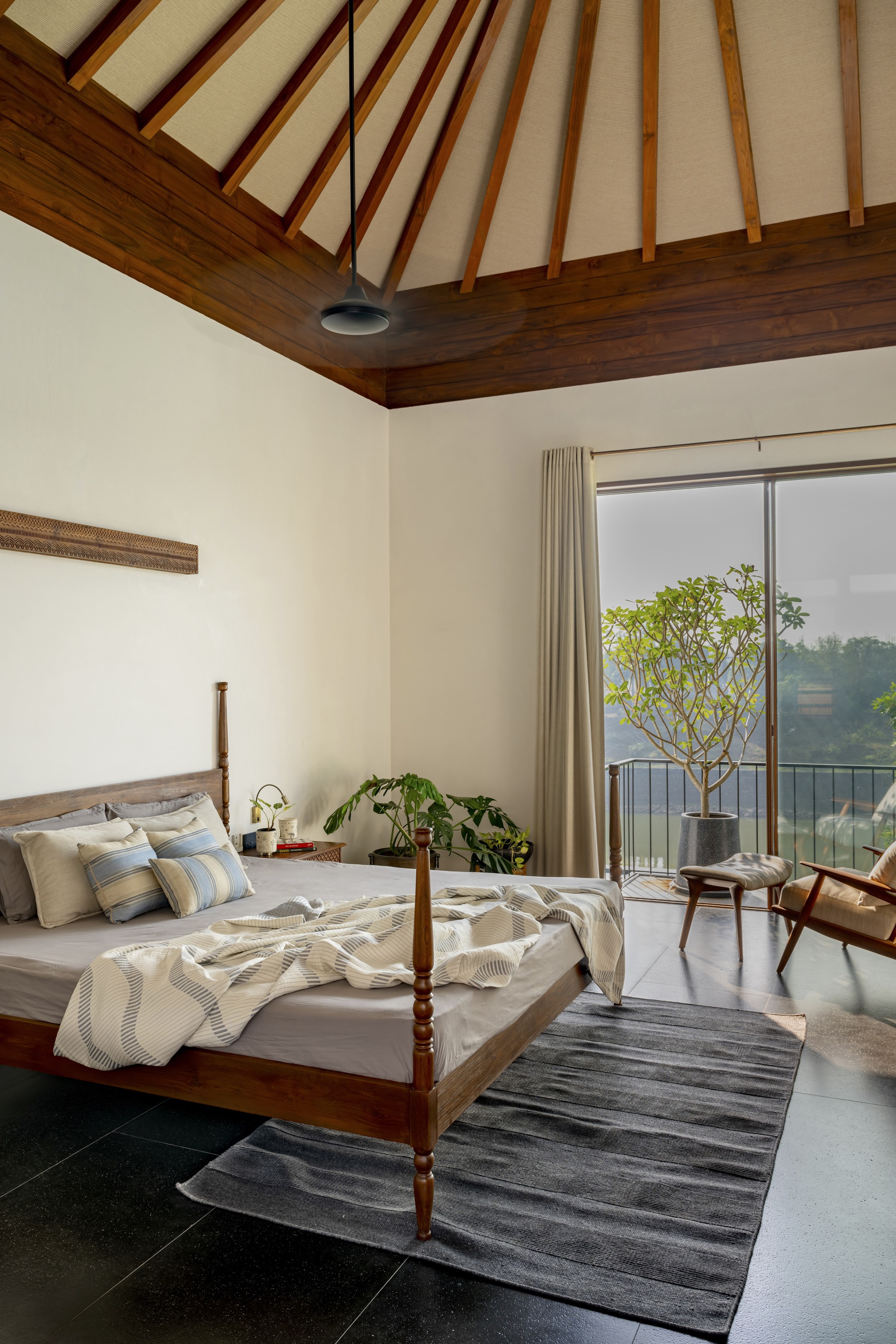 Gallery of Nirmal Van House / Design Work Group - 16